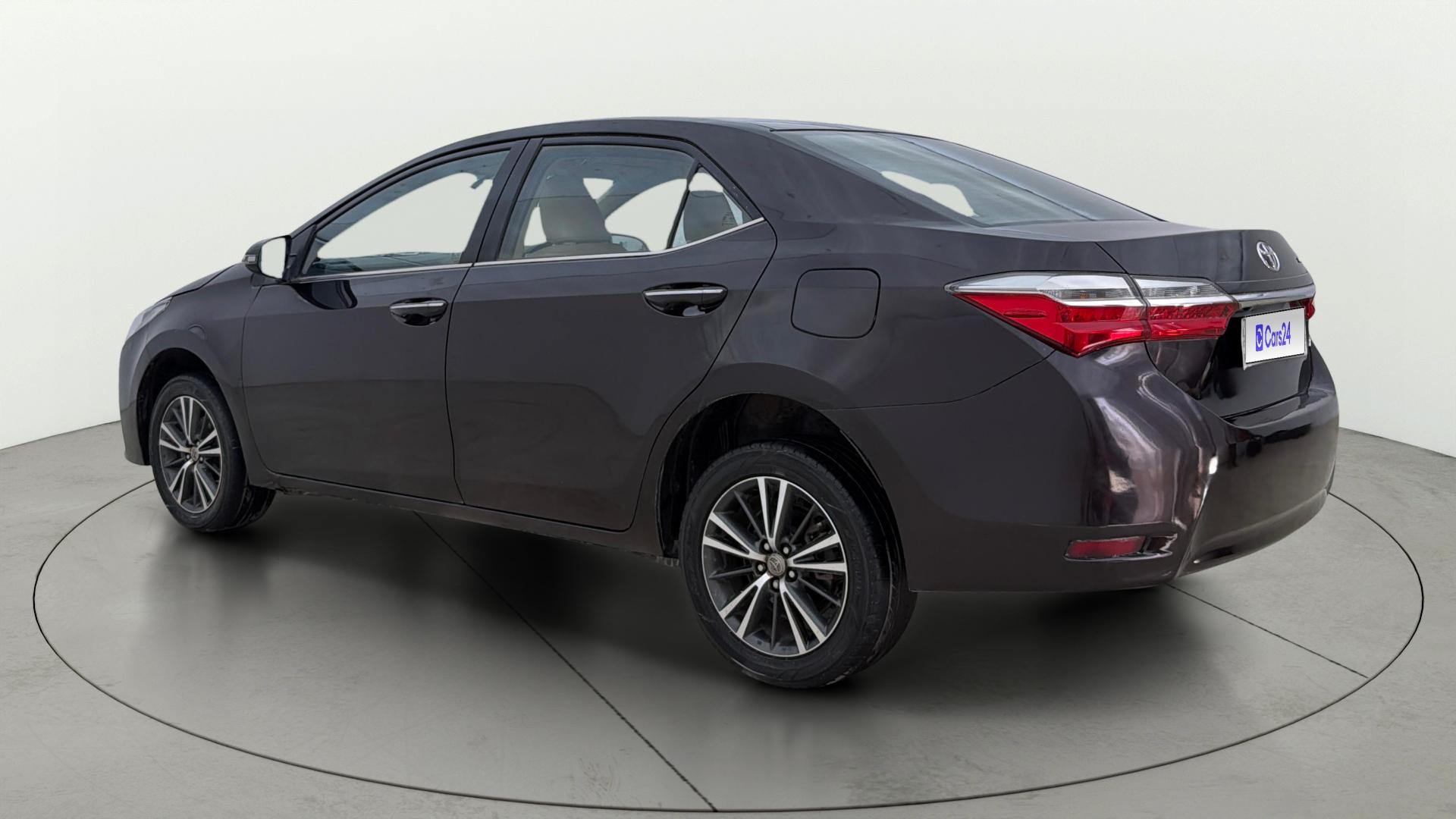 Buy Used Toyota Corolla Altis VL AT of 2017 model @ 7,00,000 INR in ...