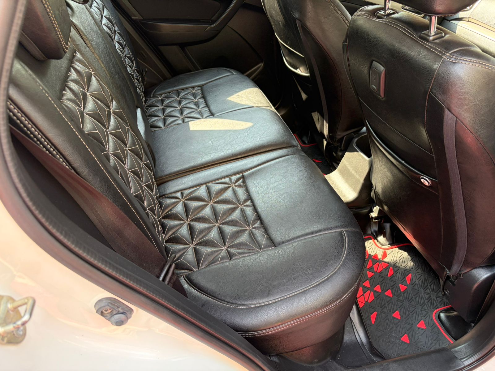 Buy Used Maruti Vitara Brezza ZDi AMT of 2019 model @ 8,45,000 INR in ...