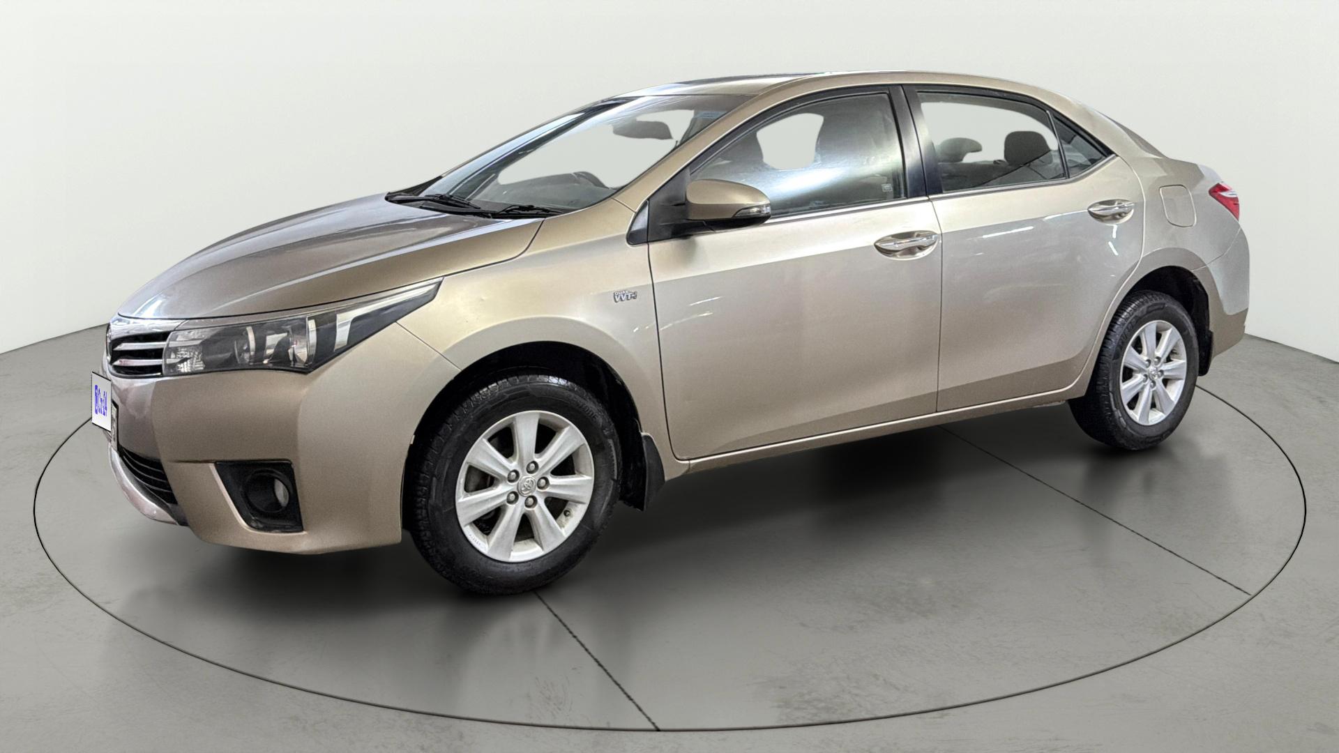 Buy Used Toyota Corolla Altis G MT of 2015 model @ 5,03,460 INR in ...