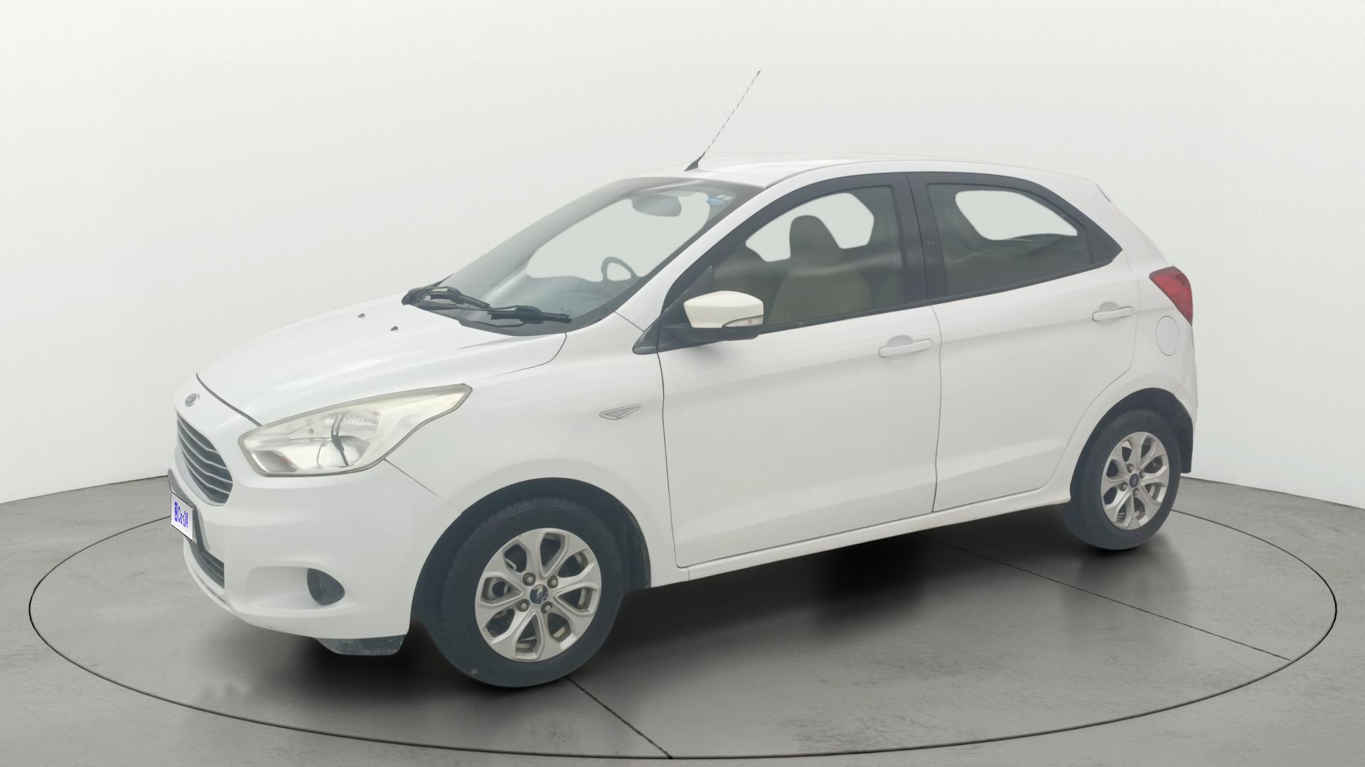 Buy Used Ford Figo 1.5P Titanium AT of 2016 model @ 3,36,394 INR in ...