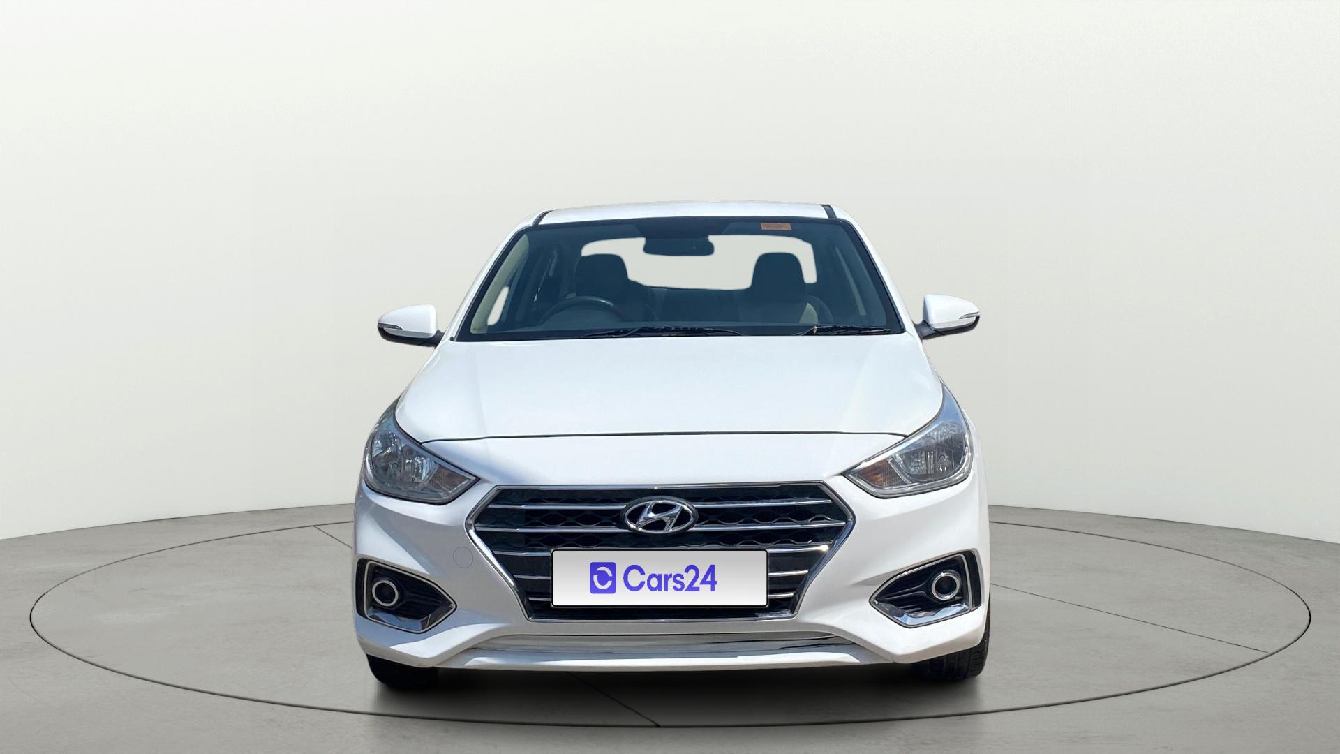 Buy Used Hyundai Verna CRDi 1.6 EX of 2018 model @ 6,88,747 INR in ...