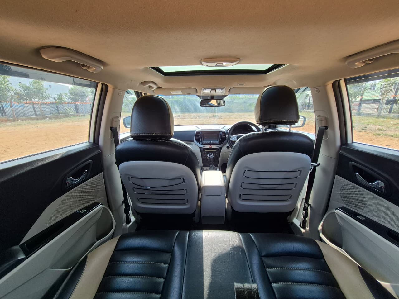 Buy Used Renault Triber RXL BSVI of 2020 model @ 5,25,000 INR in ...