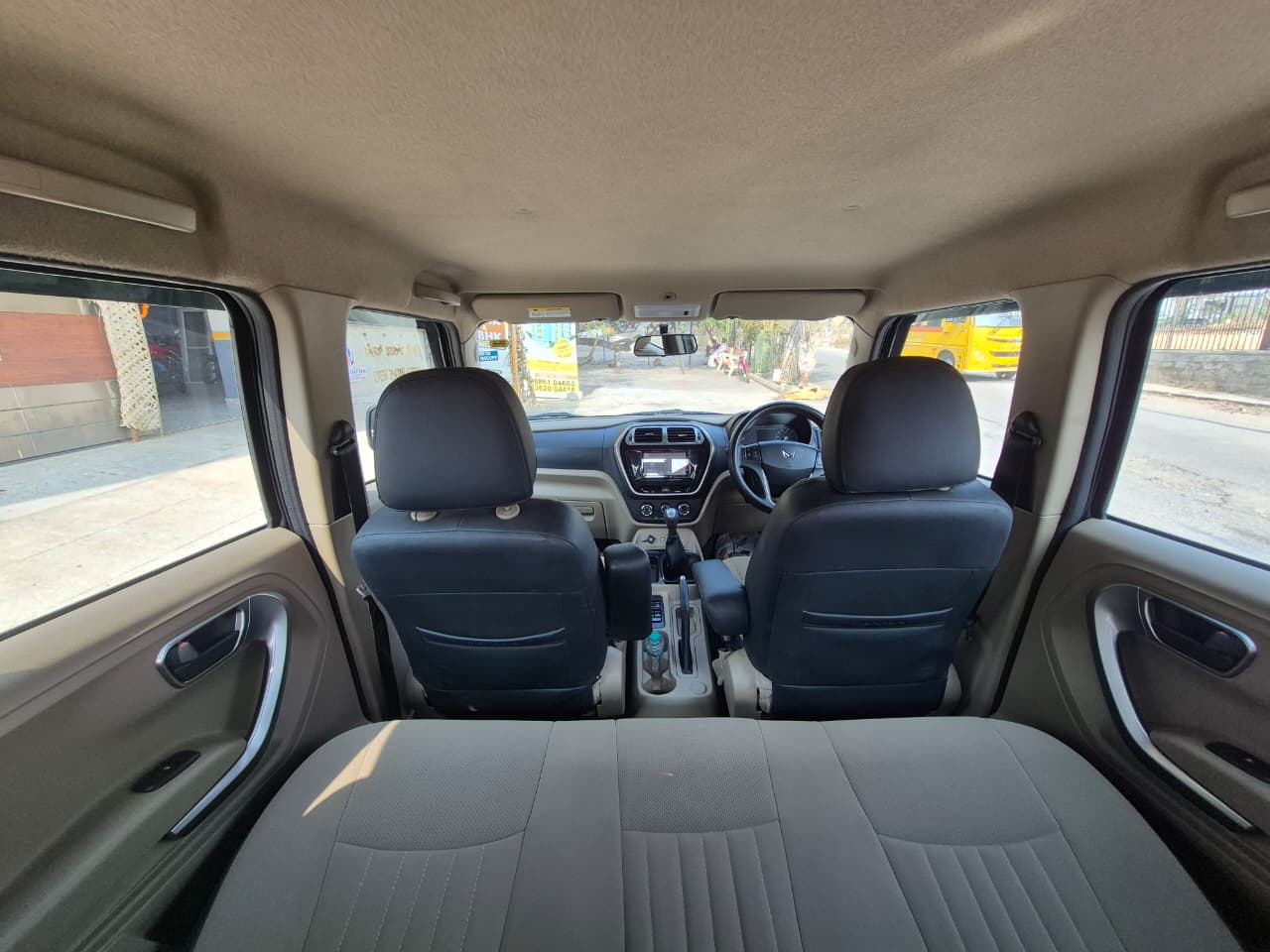 Buy Used Renault Triber RXL BSVI of 2020 model @ 5,25,000 INR in ...