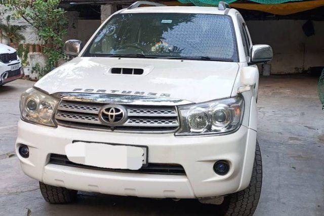 Used 2010 Toyota Fortuner Diesel Manual in Ranchi at ₹5.85 Lakh - CarDekho
