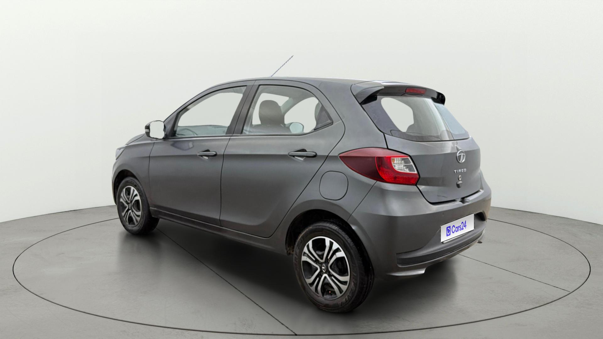Buy Used Tata Tiago XTA AMT BSVI of 2022 model @ 4,63,892 INR in Delhi ...