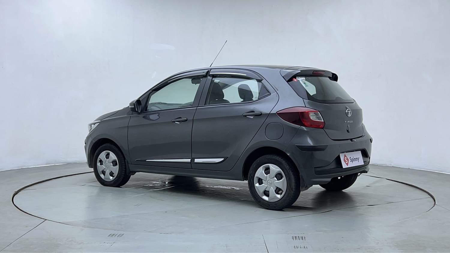 Buy Used Tata Tiago XTA AMT of 2021 model @ 4,94,000 INR in Mumbai ...
