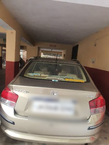 Buy Used Honda City 1.5 S MT of 2009 model @ 2,50,000 INR in Patna ...