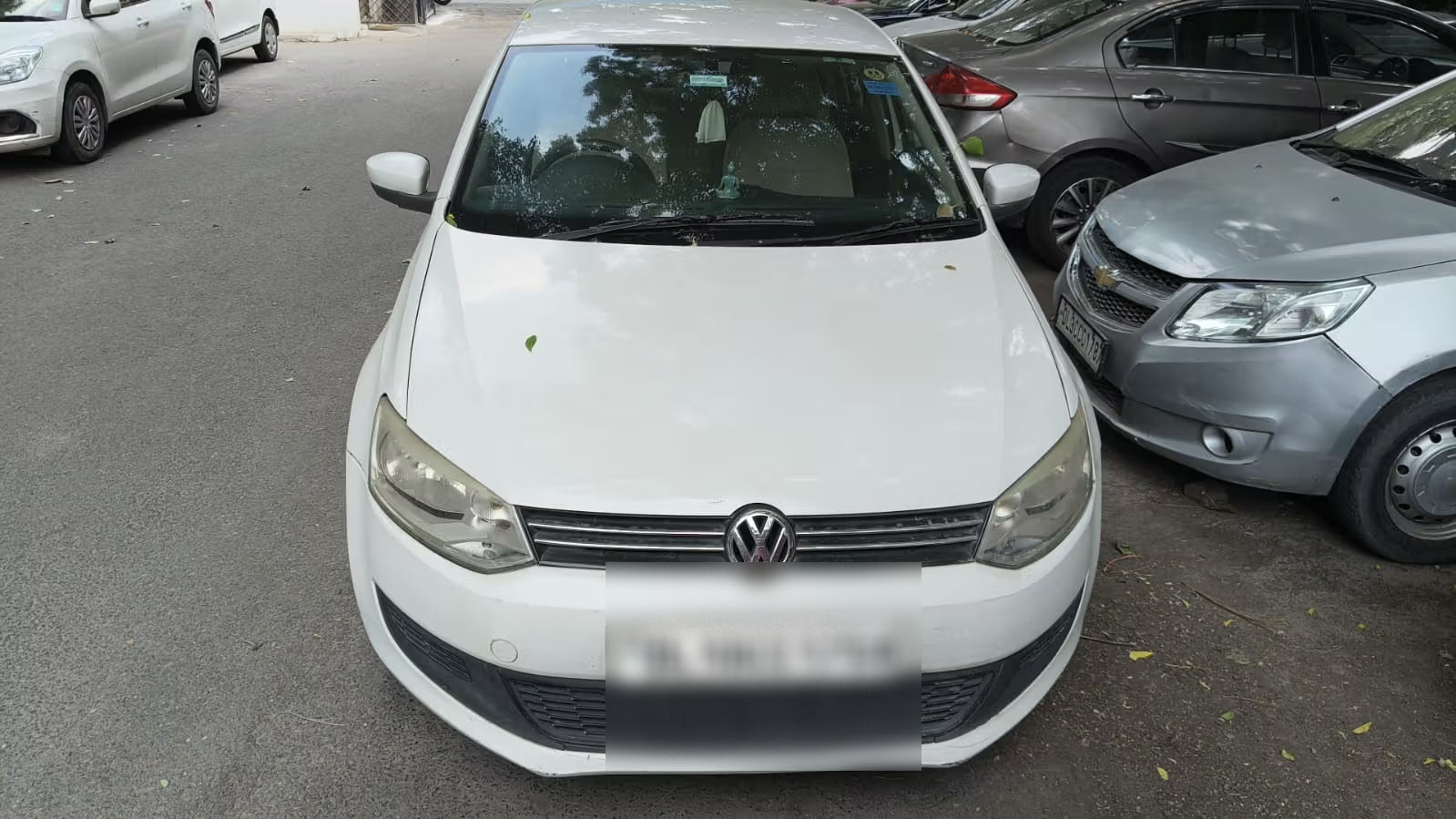 Buy Used Volkswagen Polo Petrol Comfortline 1.2L of 2012 model @ 2 ...