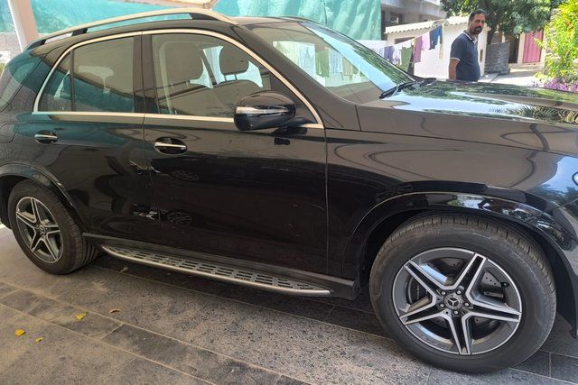 2025 Mercedes-Benz GLE Less Driven कार नई दिल्ली में ₹97 Lakh में ...
