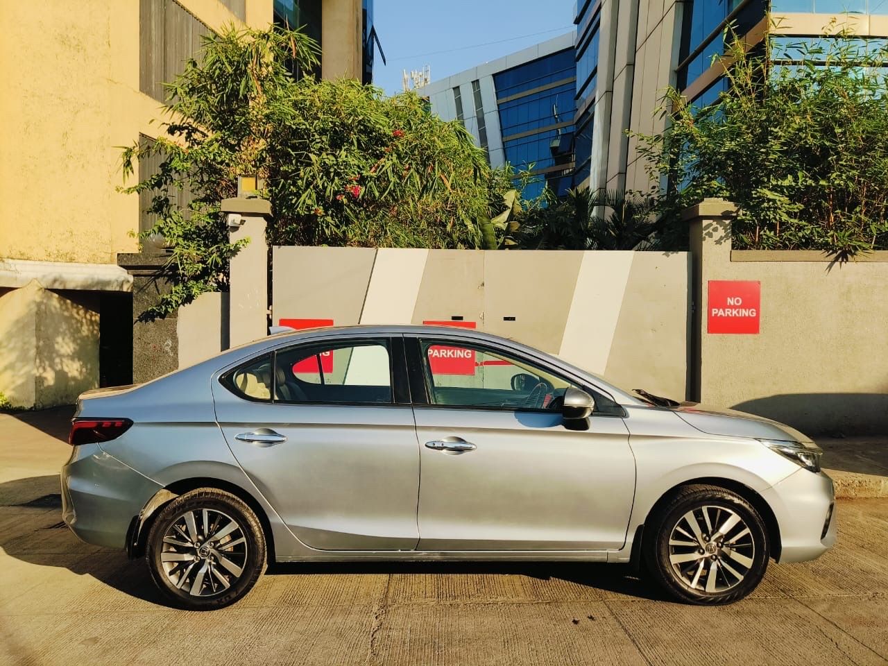 Buy Used Honda City ZX CVT of 2020 model @ 9,75,000 INR in Mumbai ...