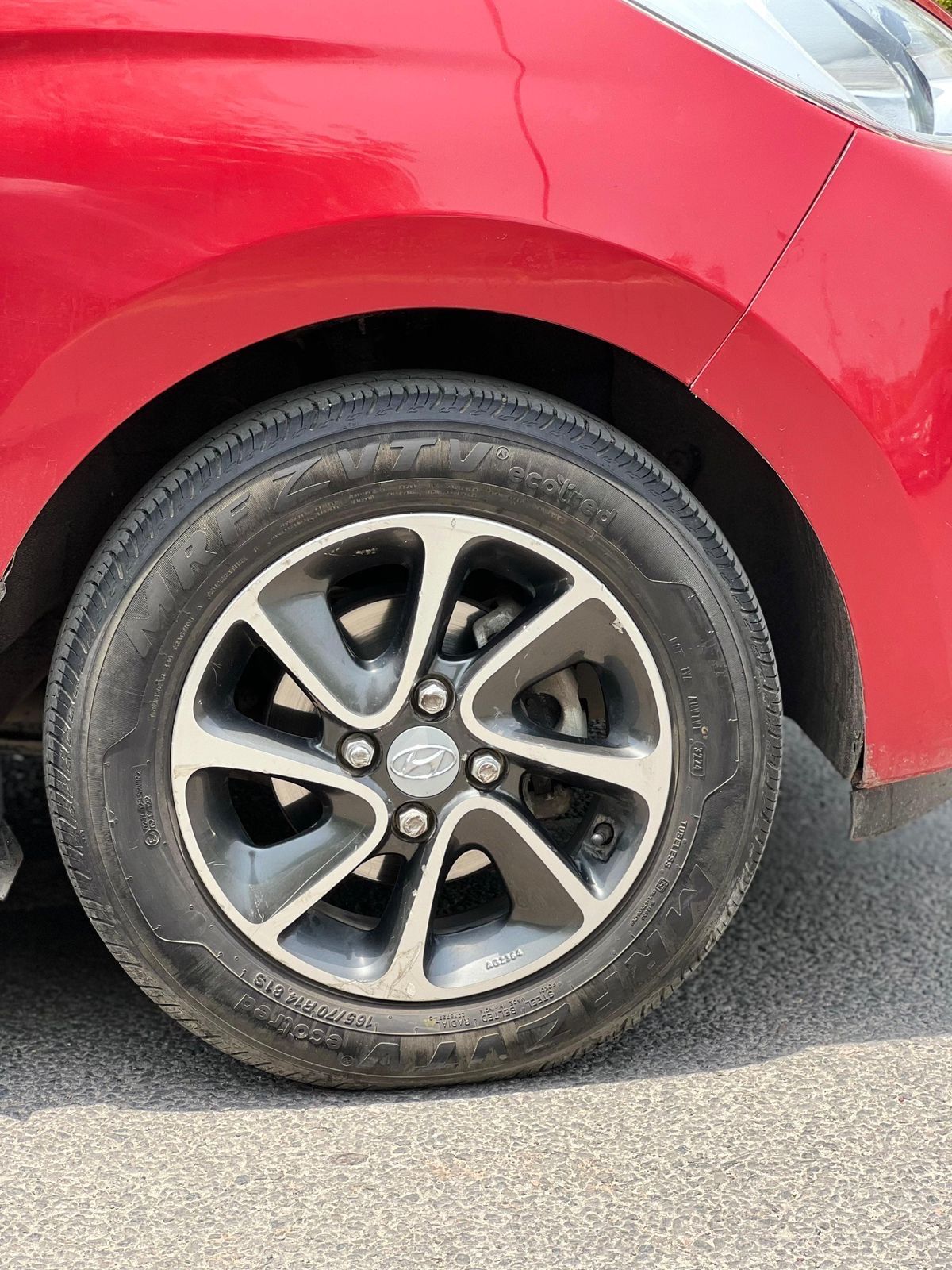 Buy Used Hyundai Santro Sportz SE AMT BSIV of 2019 model @ 3,90,000 INR ...
