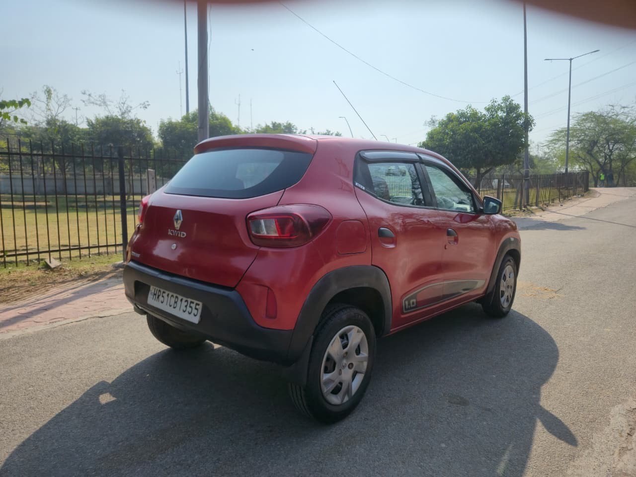 Buy Used Renault KWID 1.0 RXT Opt BSIV of 2020 model @ 2,50,000 INR in ...