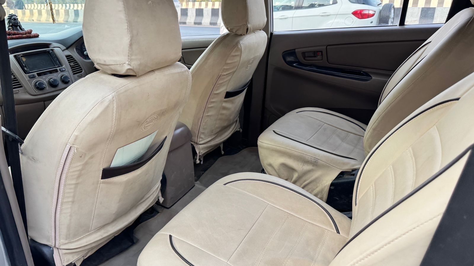 Buy Used Toyota Innova 2.5 ZX Diesel 7 Seater of 2016 model @ 4,55,555 ...