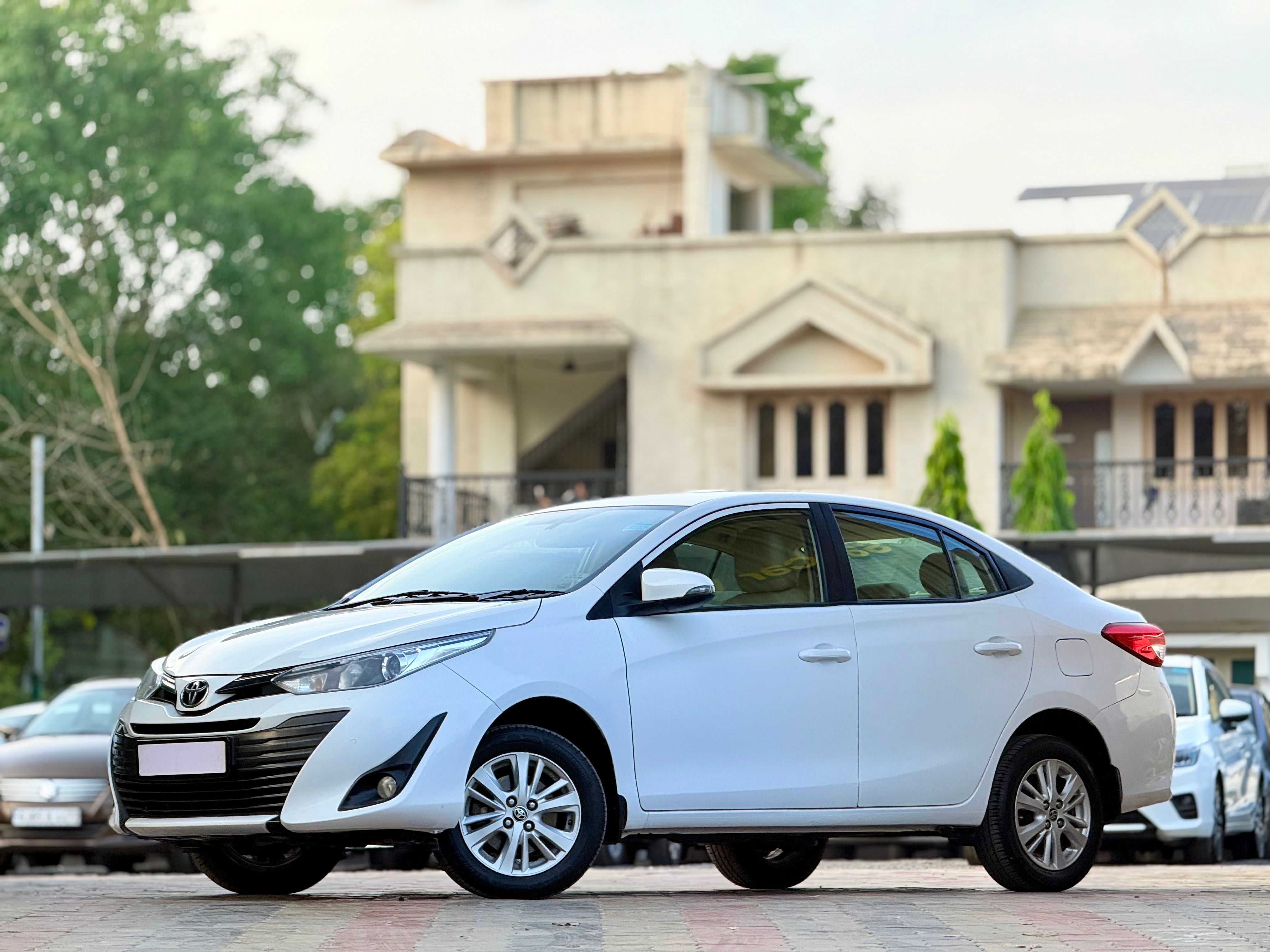 Used 2019 Toyota Yaris 1496 cc Petrol Automatic Car in Surat at ₹6.51 ...