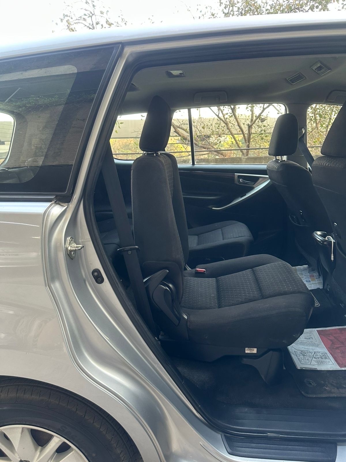 Buy Used Toyota Innova Crysta 2.8 GX AT BSIV of 2019 model @ 18,49,000 ...