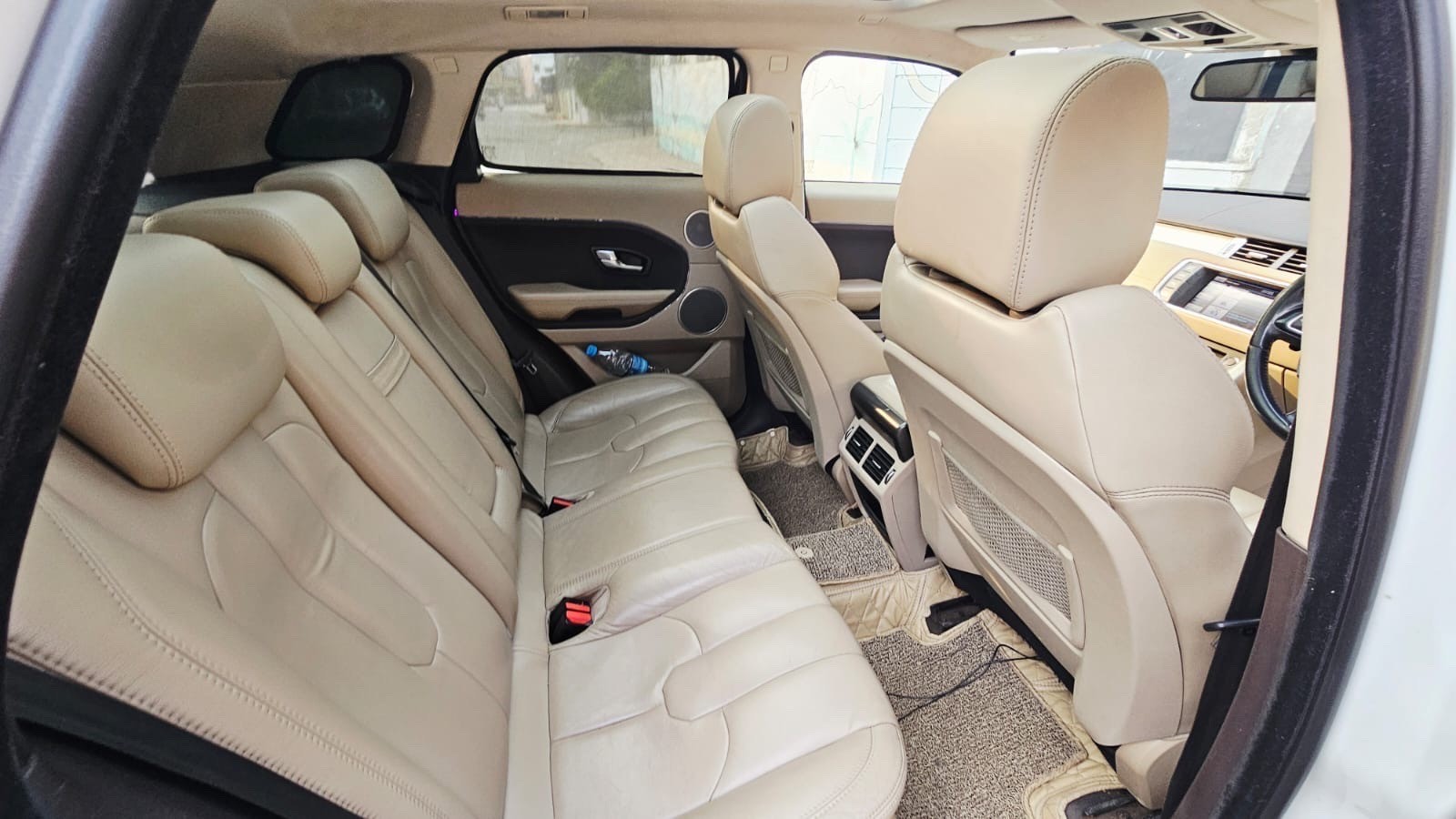 Buy Used Land Rover Range Rover Evoque 2.2L Dynamic of 2013 model @ 11 ...