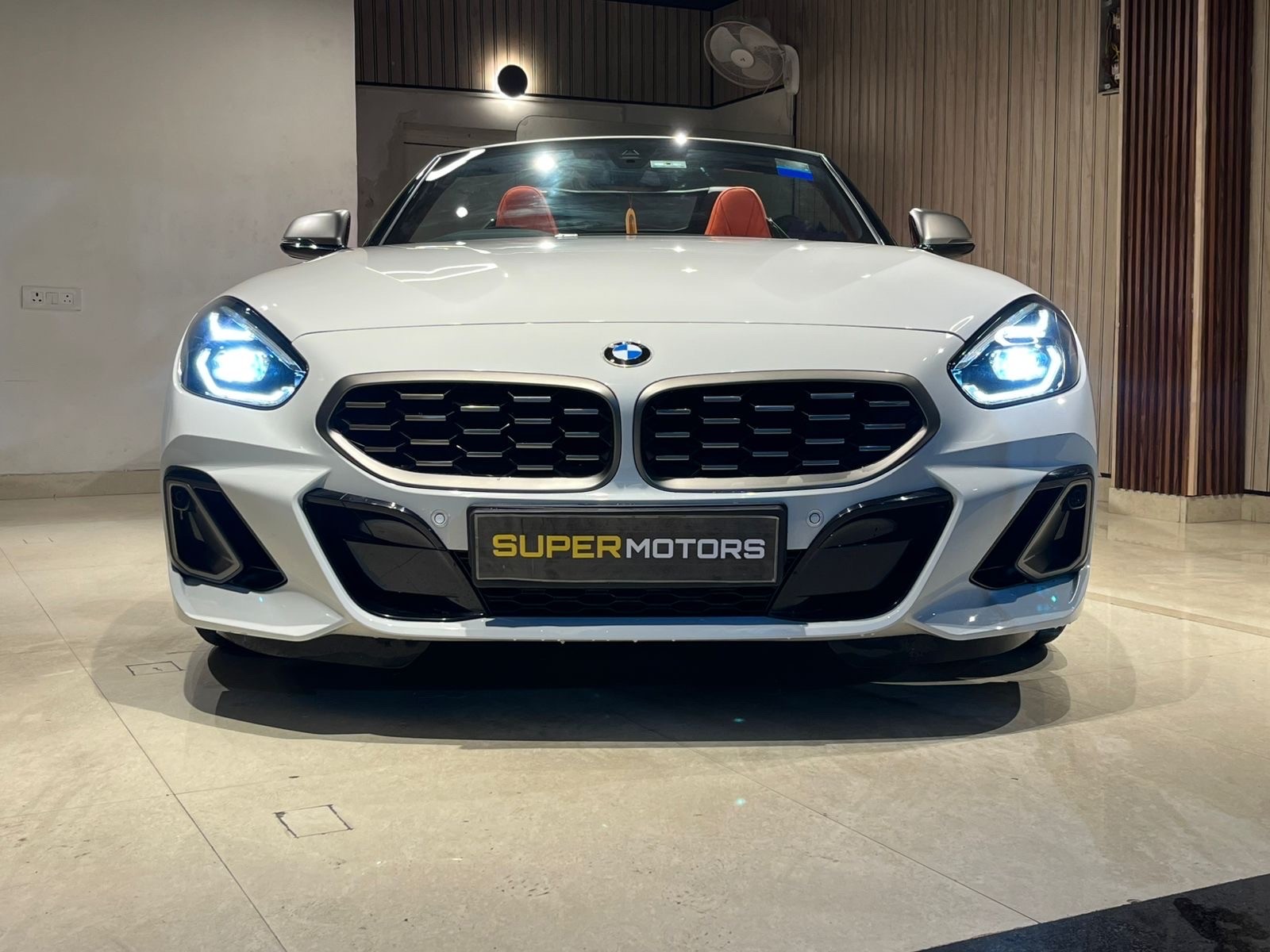 Used BMW Z4 M40i Car in New Delhi, 2024 Model - Find Best Deals! | CarDekho.com