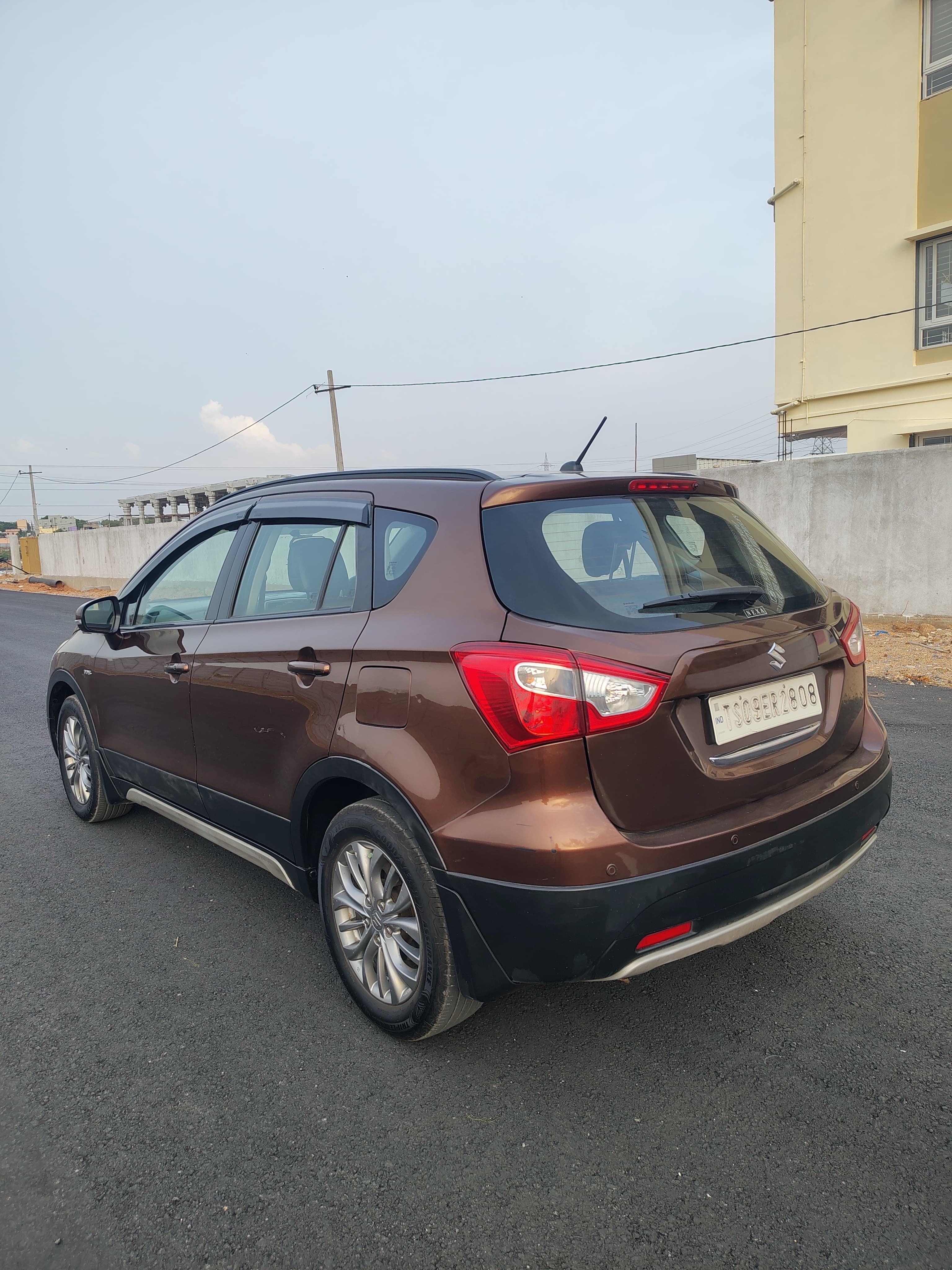 Buy Used Maruti S Cross DDiS 200 Zeta of 2016 model @ 5,85,000 INR in ...