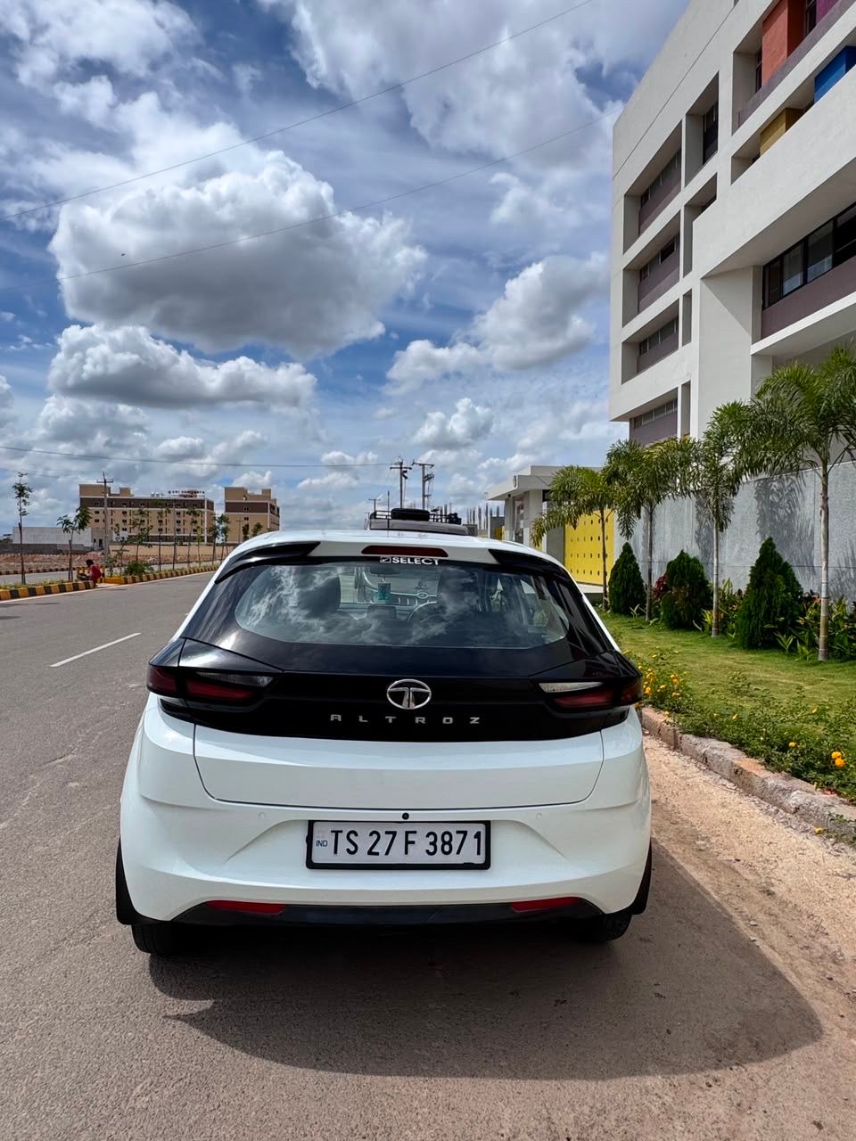 Buy Used Tata Altroz XE Plus BSVI of 2022 model @ 6,35,000 INR in ...