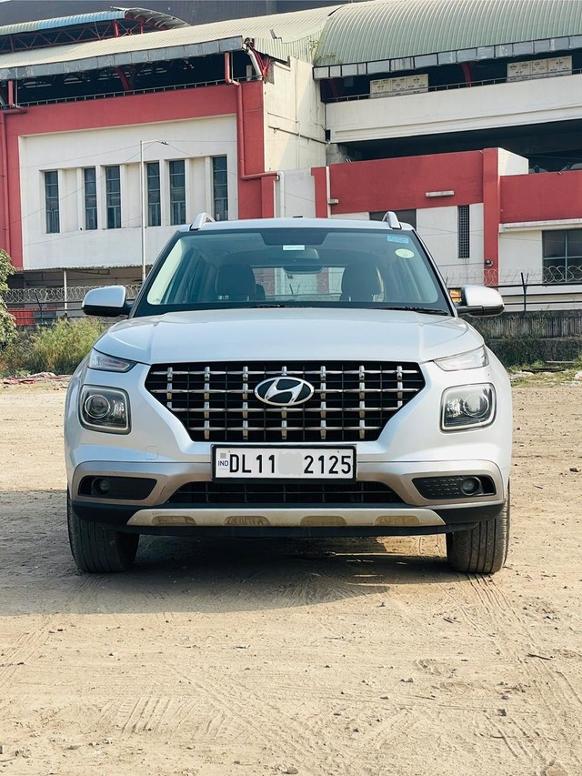 Used 2020 Hyundai Venue 1197 cc Petrol Manual Car in New Delhi at ₹6.75 ...
