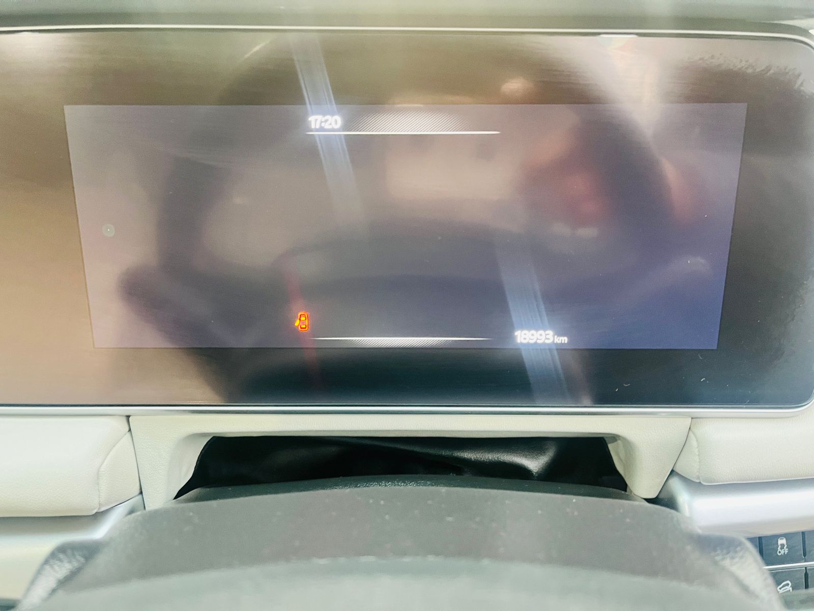 Buy Used Mahindra XUV700 AX7L 7Str AT of 2024 model @ 20,95,000 INR in Delhi - 5058187 ...