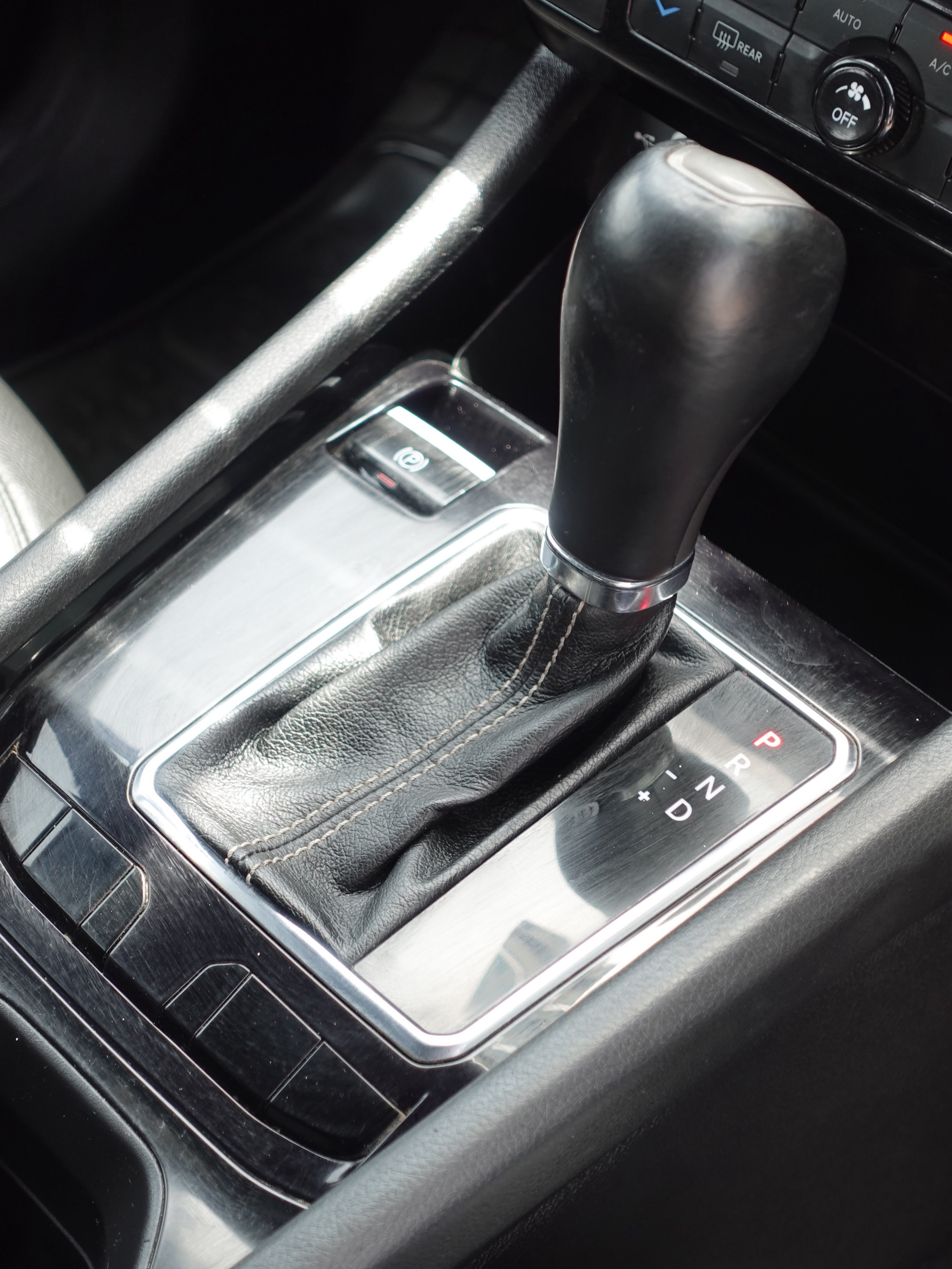 Buy Used Jeep Compass 1.4 Limited Opt DCT BSVI of 2021 model @ 12 ...