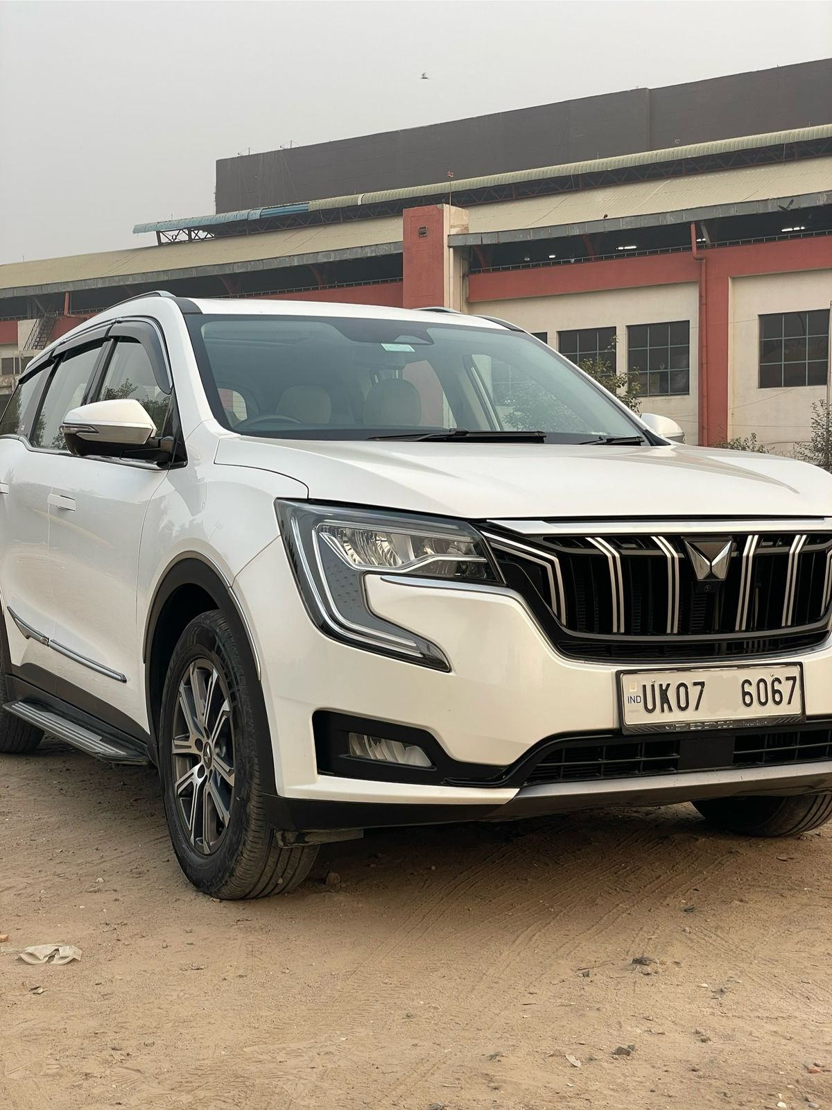 Buy Used Mahindra XUV700 AX7 AT BSVI of 2022 model @ 14,50,000 INR in Delhi - 4953225 ...