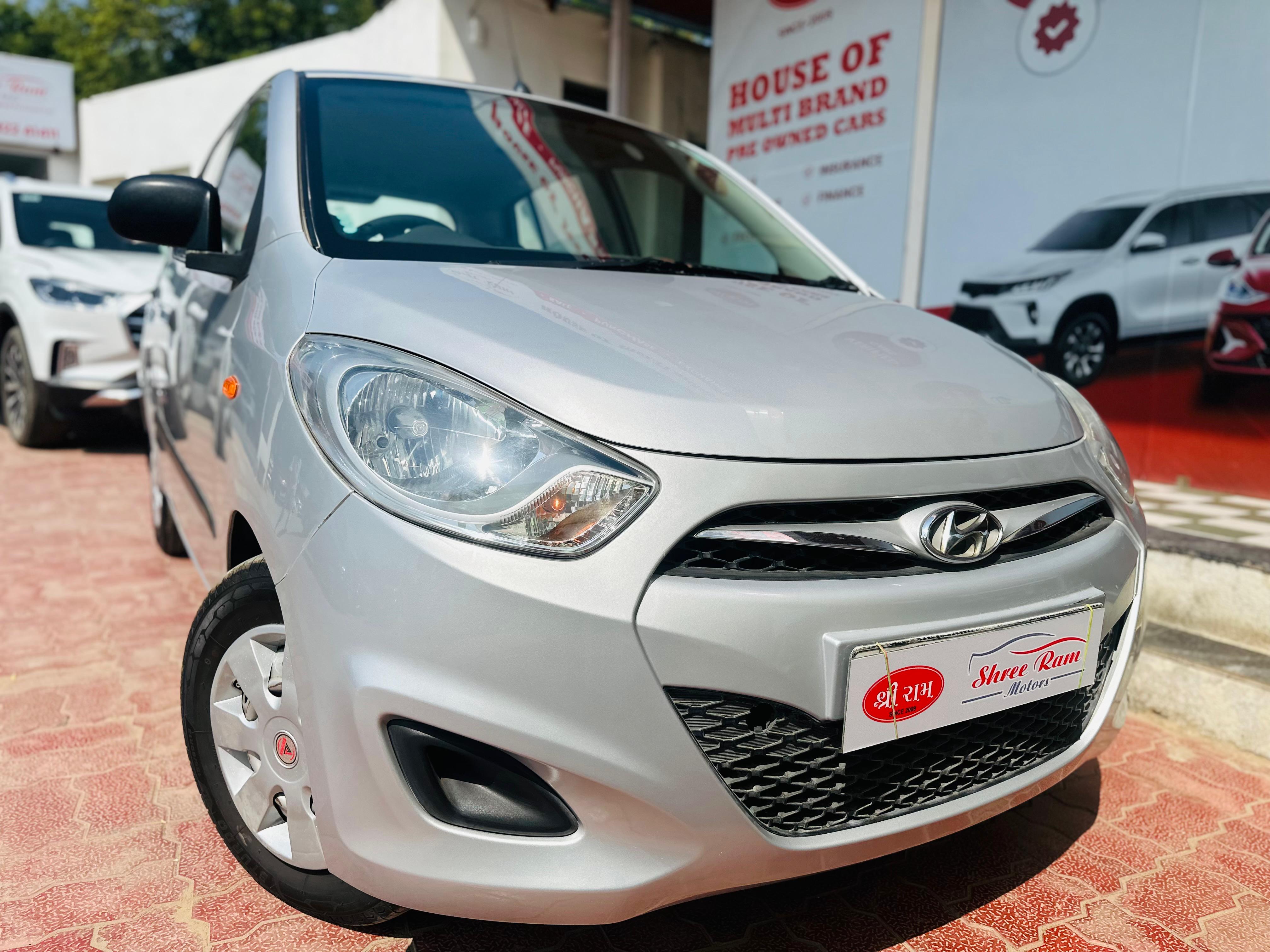 Used Hyundai i10 Magna Car in Ahmedabad, 2014 Model - Find Best Deals ...