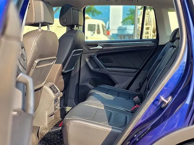 Buy Used Volkswagen Tiguan 2.0 TDI Highline of 2020 model @ 19,75,000 ...