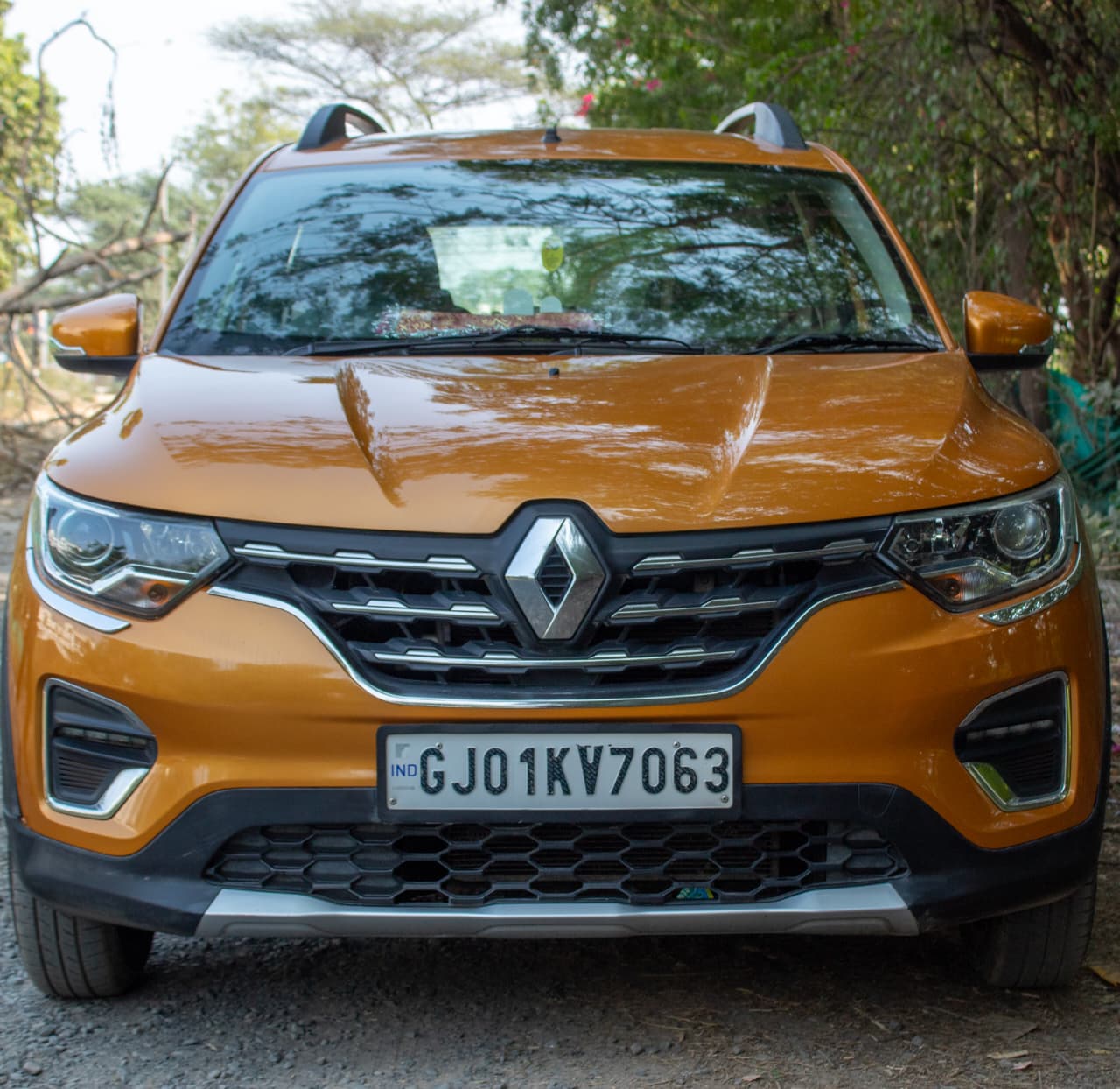 Used 2019 Renault Triber 999 cc Petrol Manual Car in Ahmedabad at ₹3.06 ...