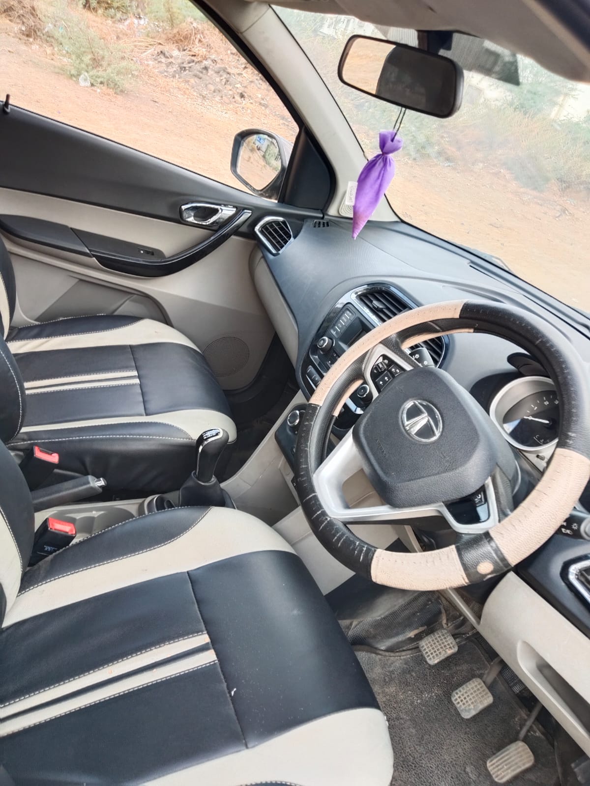 Buy Used Tata Tiago 1.2 Revotron XZ of 2017 model @ 3,51,000 INR in ...