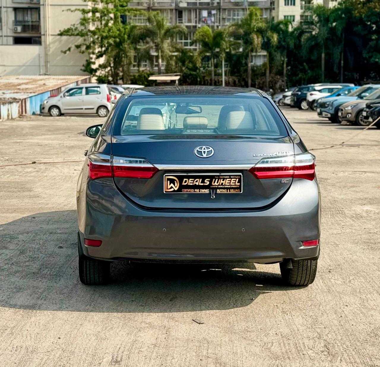 Buy Used Toyota Corolla Altis 1.8 VL CVT of 2018 model @ 8,85,000 INR ...