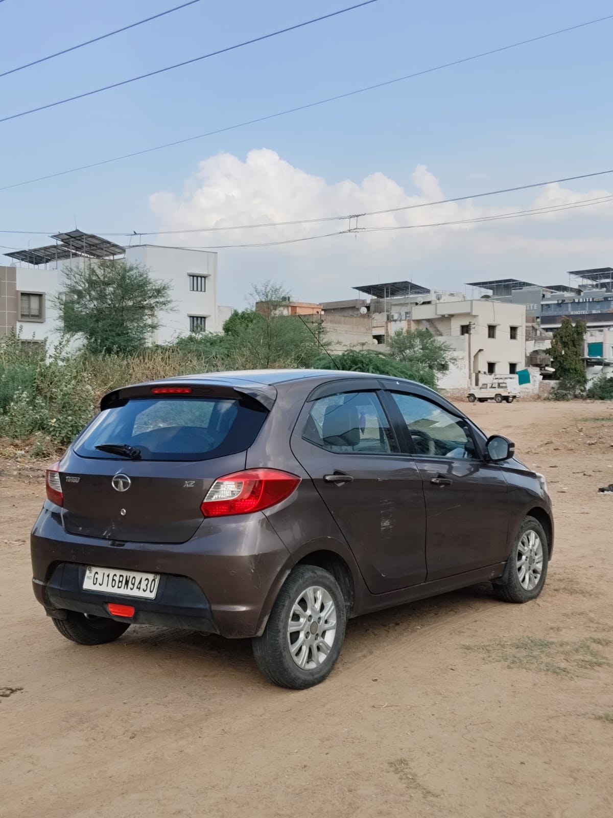 Buy Used Tata Tiago 1.2 Revotron XZ of 2017 model @ 3,51,000 INR in ...