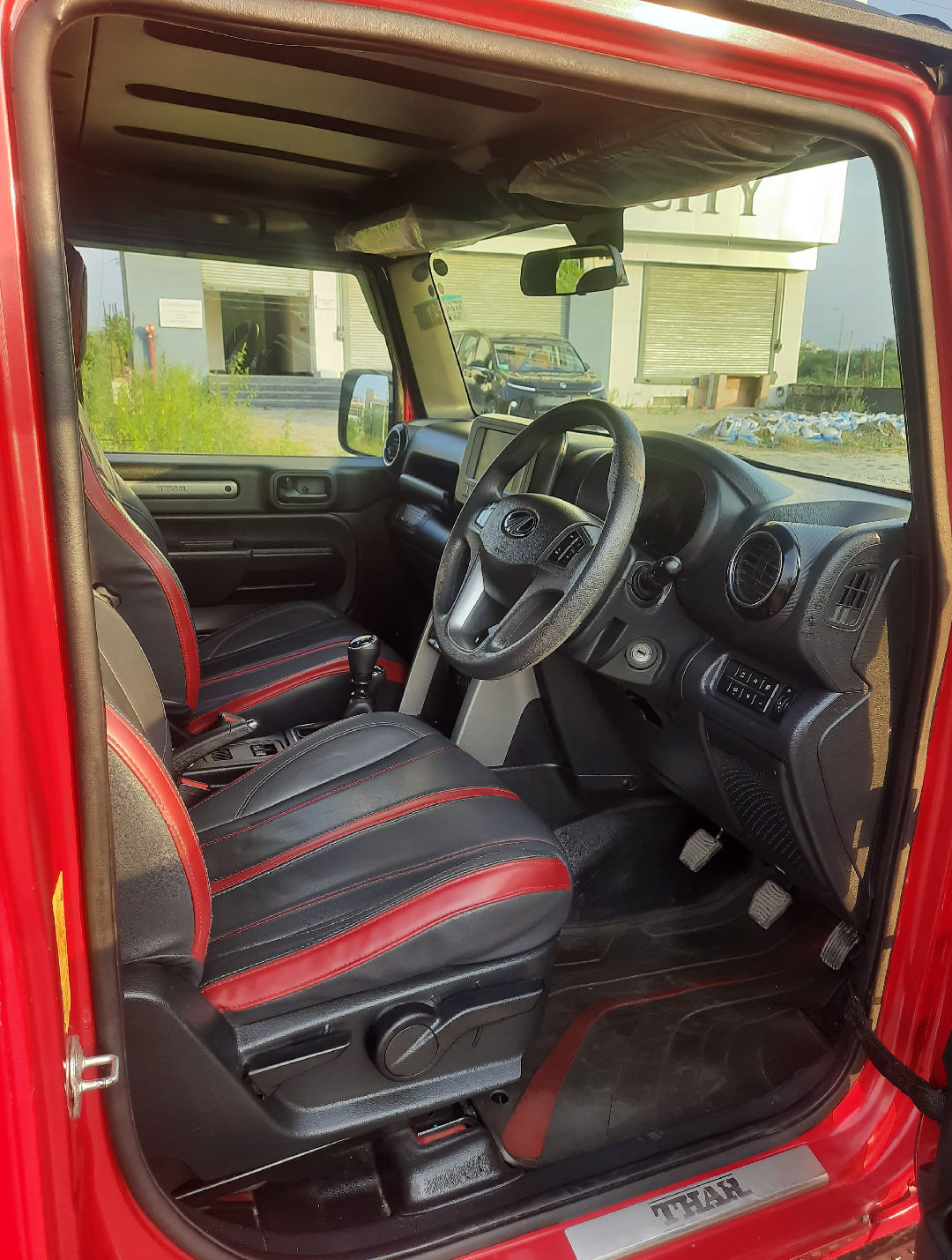 Buy Used Mahindra Thar LX 4WD Convert Top Diesel BSVI of 2020 model ...