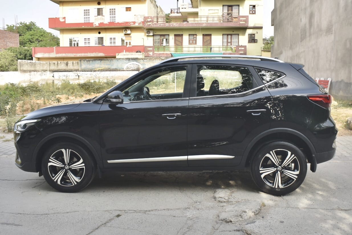 Buy Used MG Astor Sharp CVT BSVI of 2023 model @ 10,55,000 INR in ...