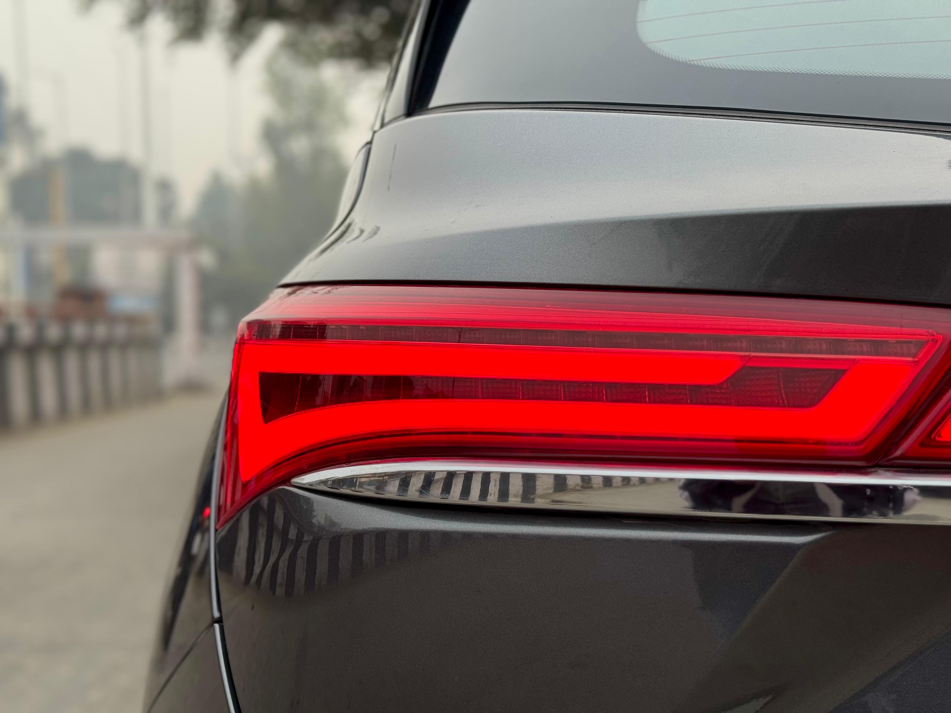 Buy Used MG Hector Savvy Pro CVT 2023-2025 of 2024 model @ 16,70,000 ...