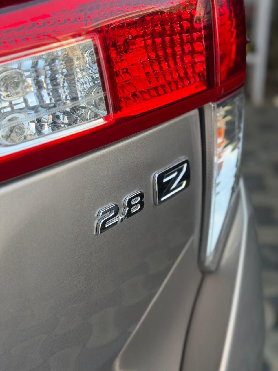 Buy Used Toyota Innova Crysta 2.8 ZX AT BSIV of 2018 model @ 18,90,000 ...