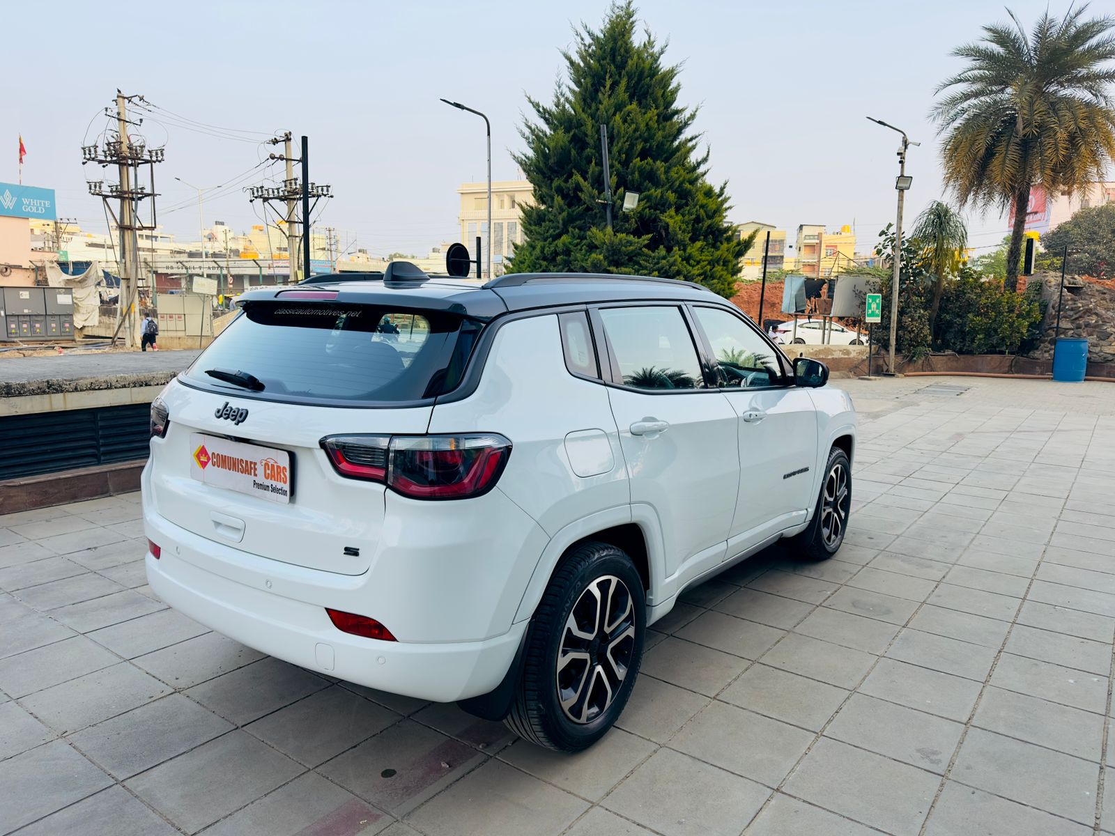 Buy Used Jeep Compass 1.4 Model S Opt AT of 2021 model @ 17,95,000 INR ...