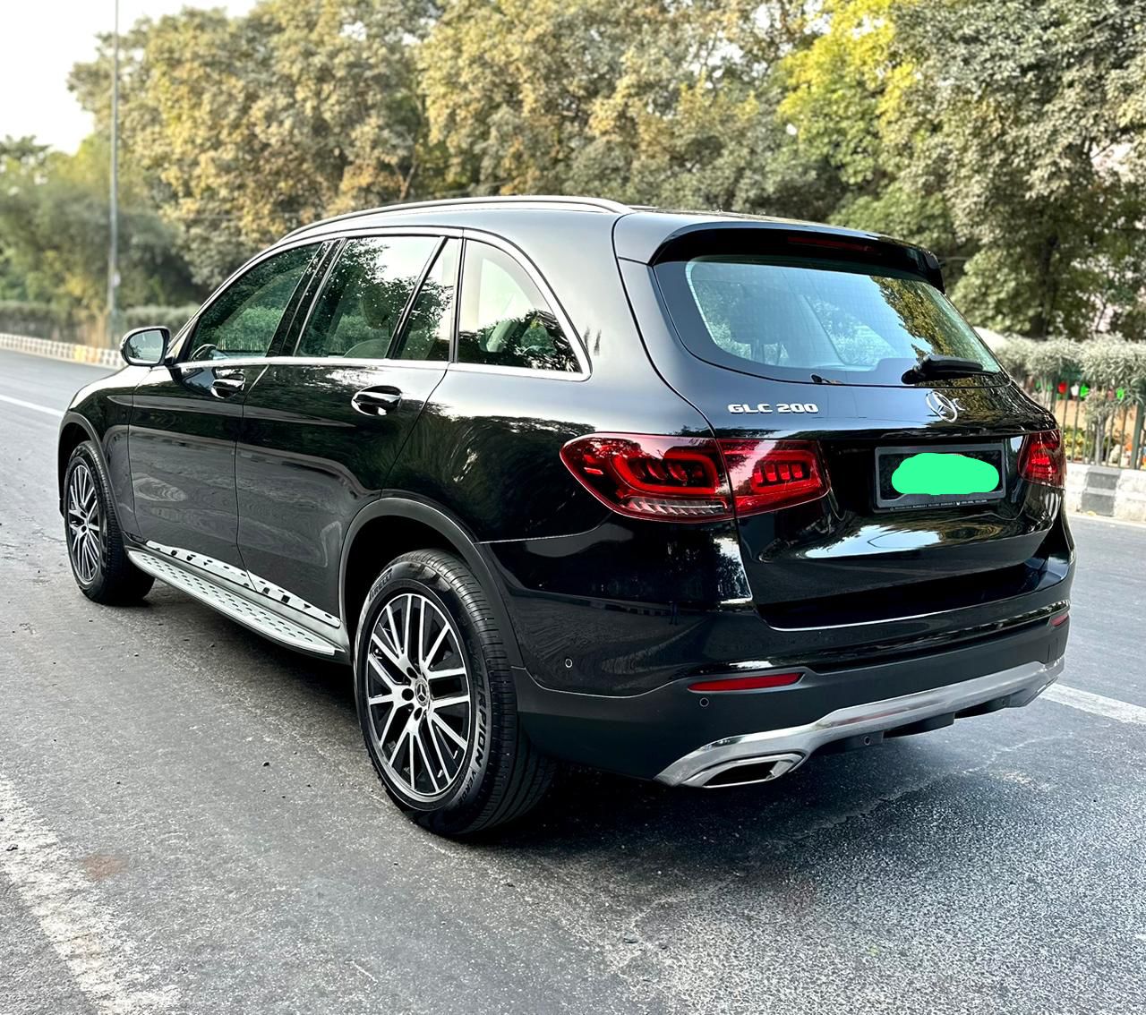 Buy Used Mercedes-Benz GLC 200 of 2021 model @ 34,99,000 INR in Delhi ...