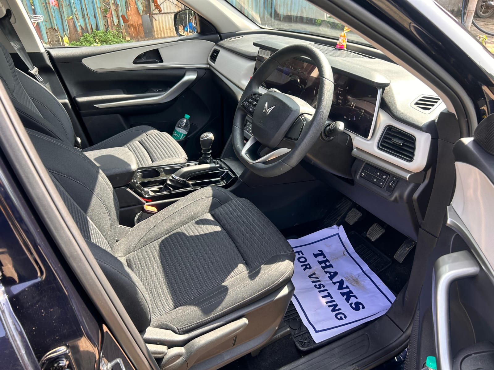 Buy Used Mahindra XUV700 AX5 S 7 Str Diesel of 2025 model @ 18,50,000 INR in Mumbai - 4907682 ...