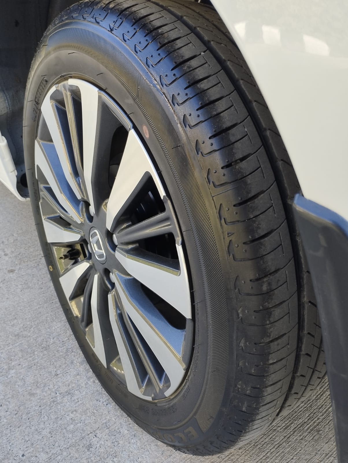 Buy Used Honda City ZX CVT 2 Airbag of 2024 model @ 15,50,000 INR in ...