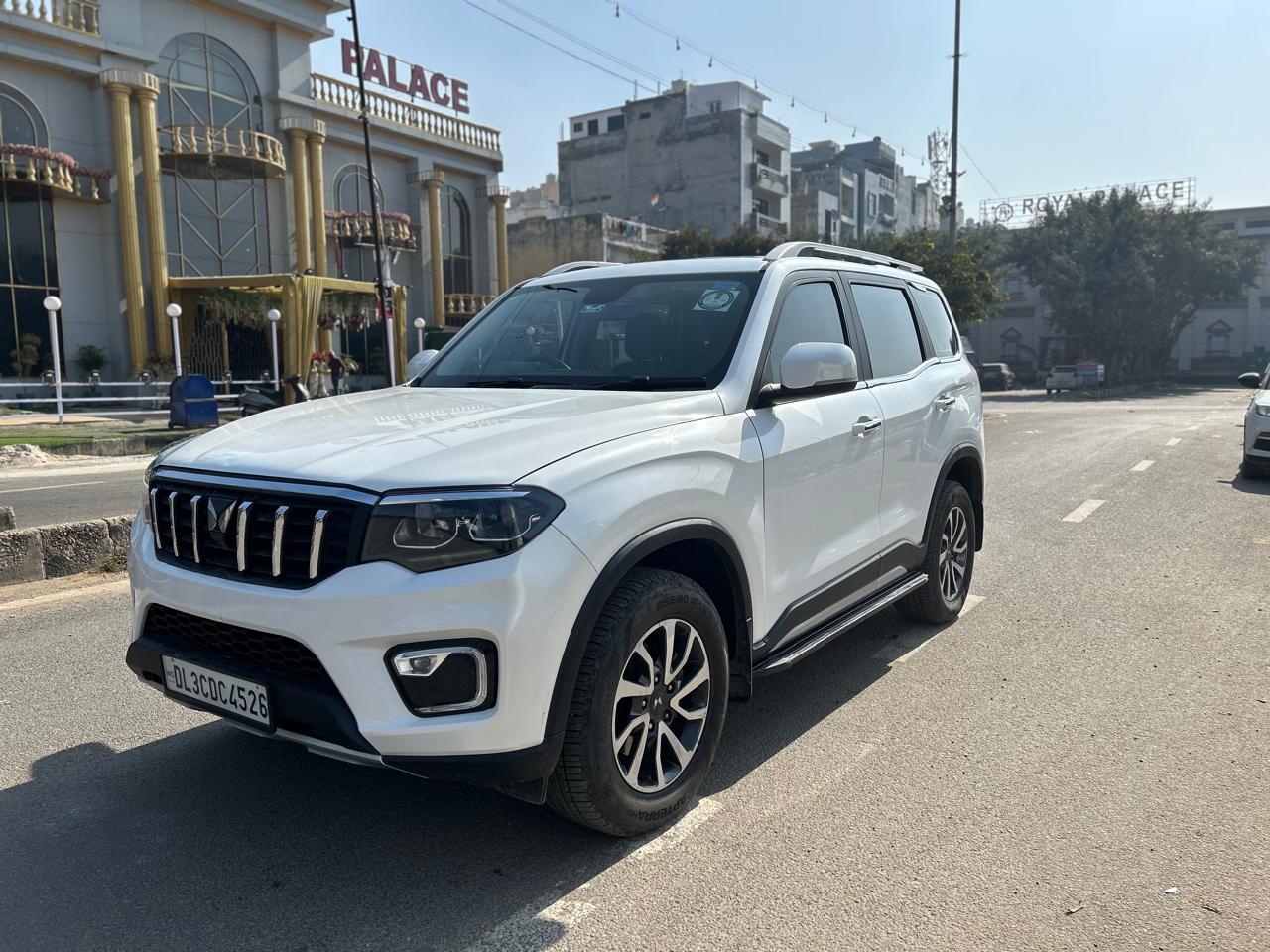 Buy Used Mahindra Scorpio N Z8L AT of 2025 model @ 21,00,000 INR in ...