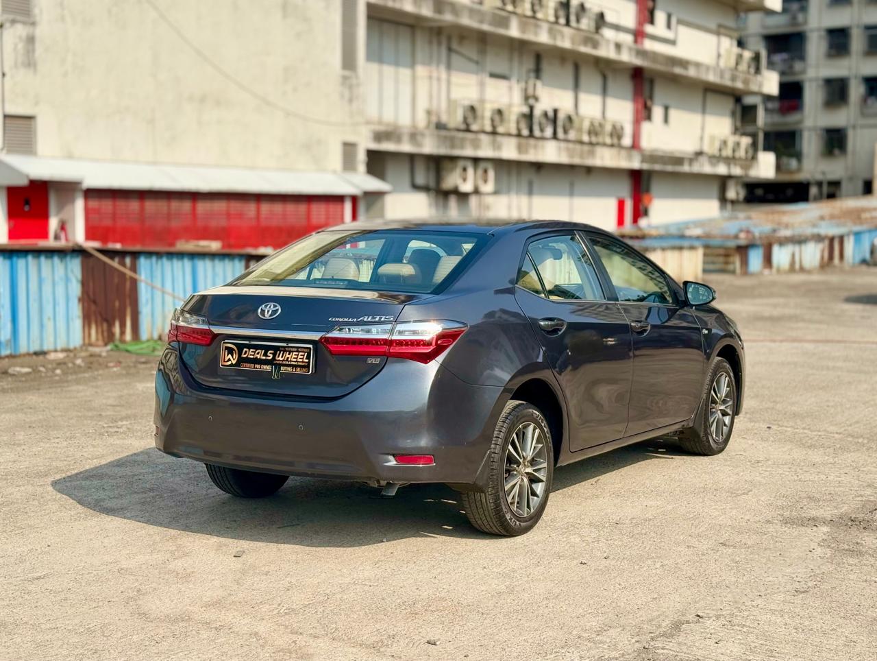 Buy Used Toyota Corolla Altis 1.8 VL CVT of 2018 model @ 8,85,000 INR ...