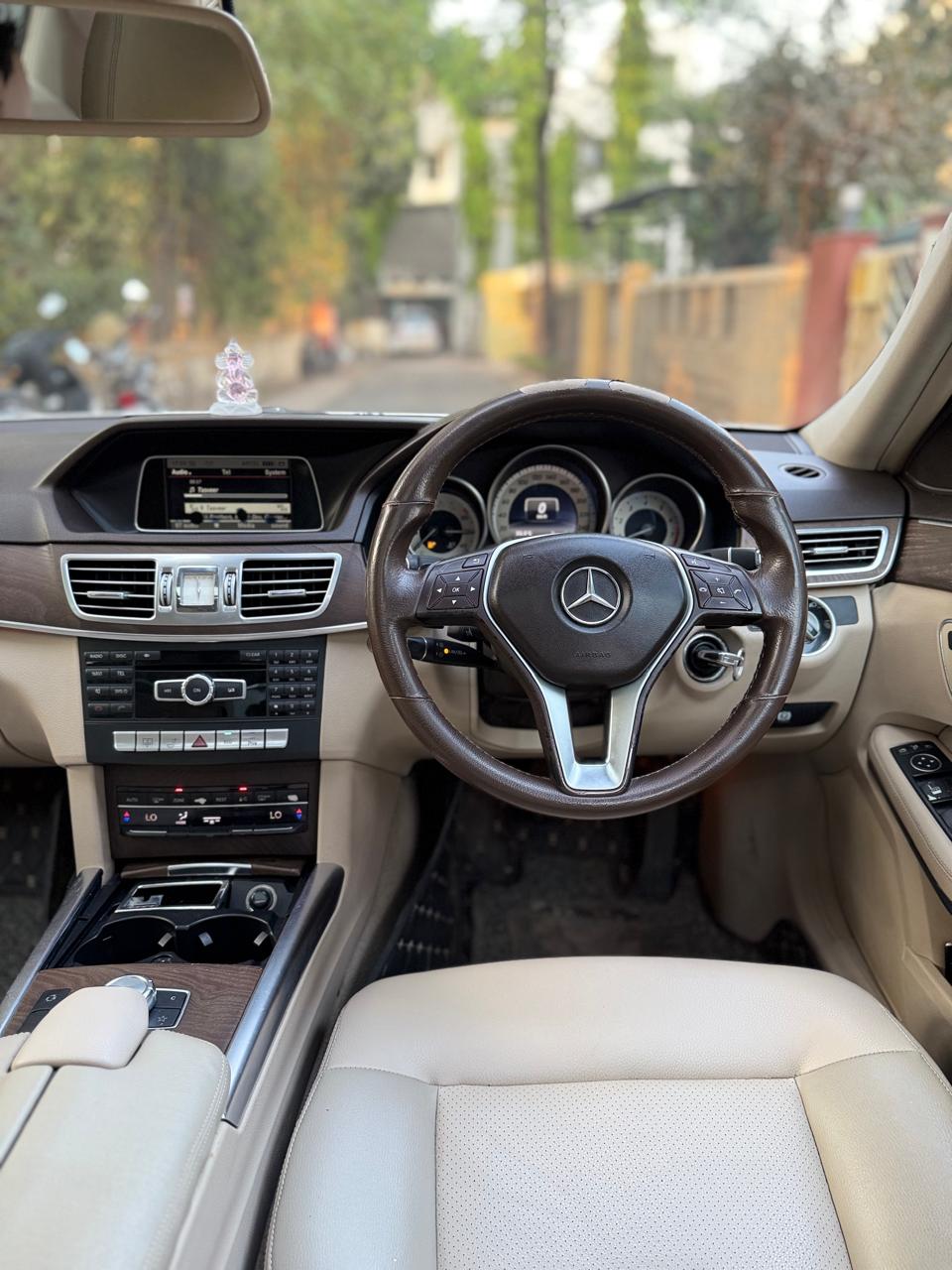 Buy Used Mercedes-Benz E-Class E 200 CGI of 2014 model @ 8,90,000 INR ...