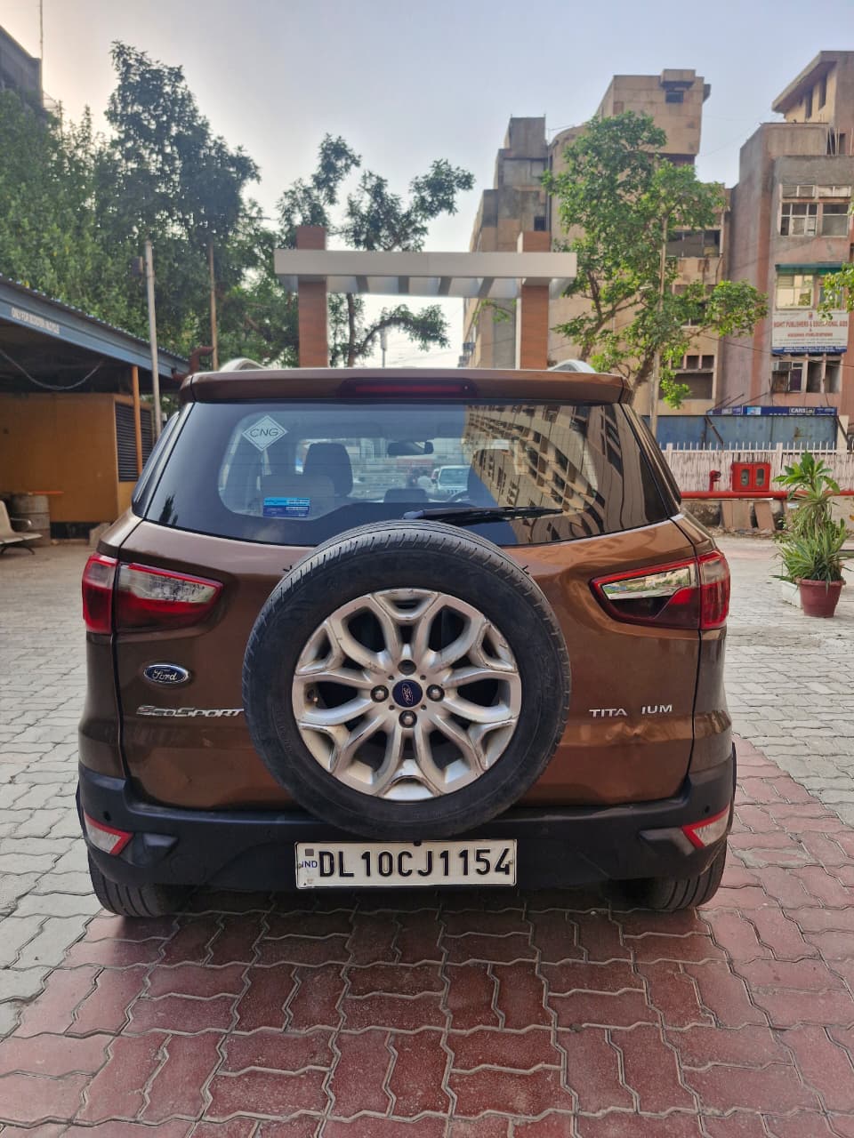 Buy Used Ford Ecosport 1.5 Petrol Titanium BSIV of 2017 model @ 4 ...