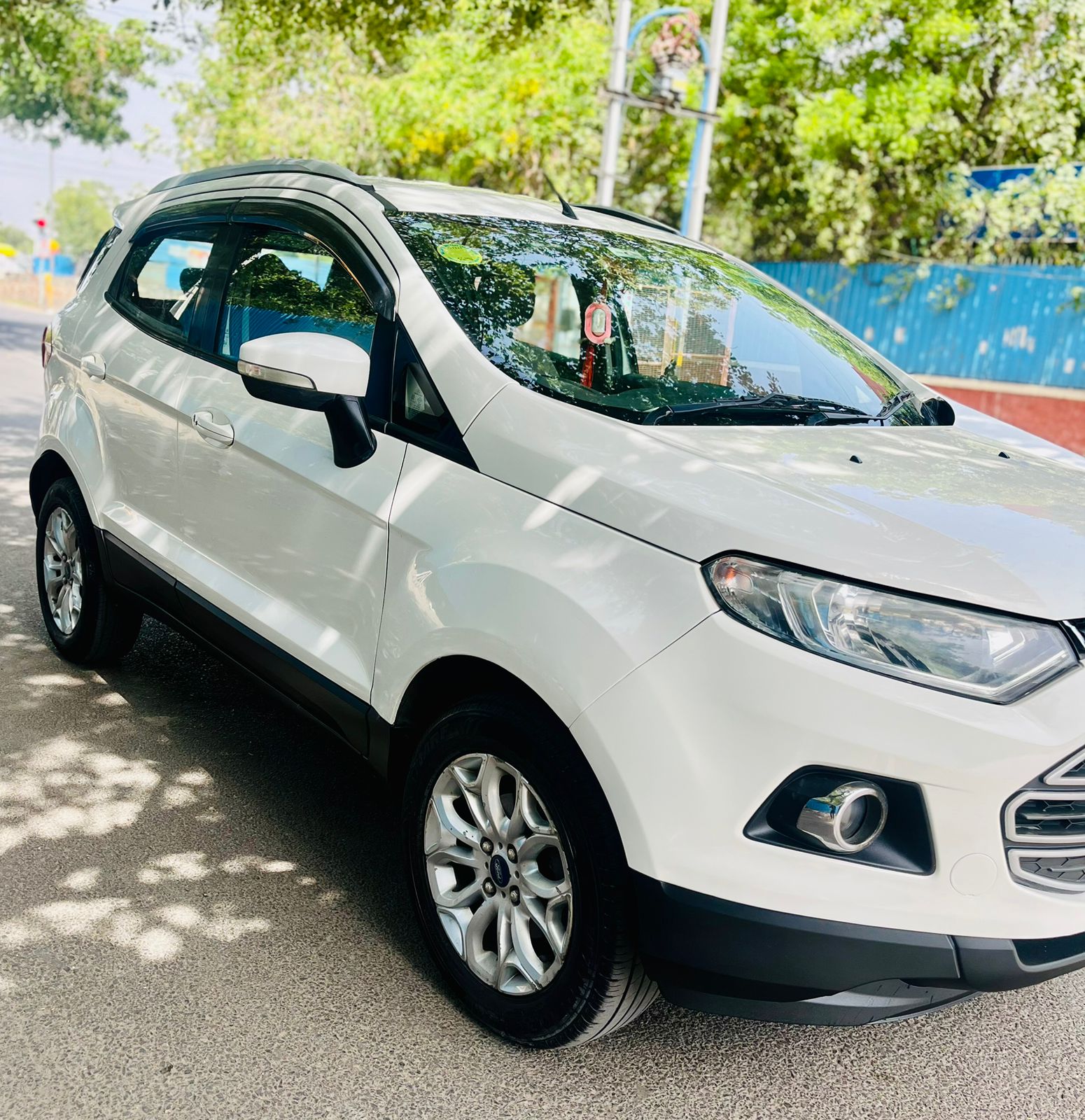 Buy Used Ford Ecosport 1.5 Petrol Titanium Plus BSIV of 2016 model @ 3 ...