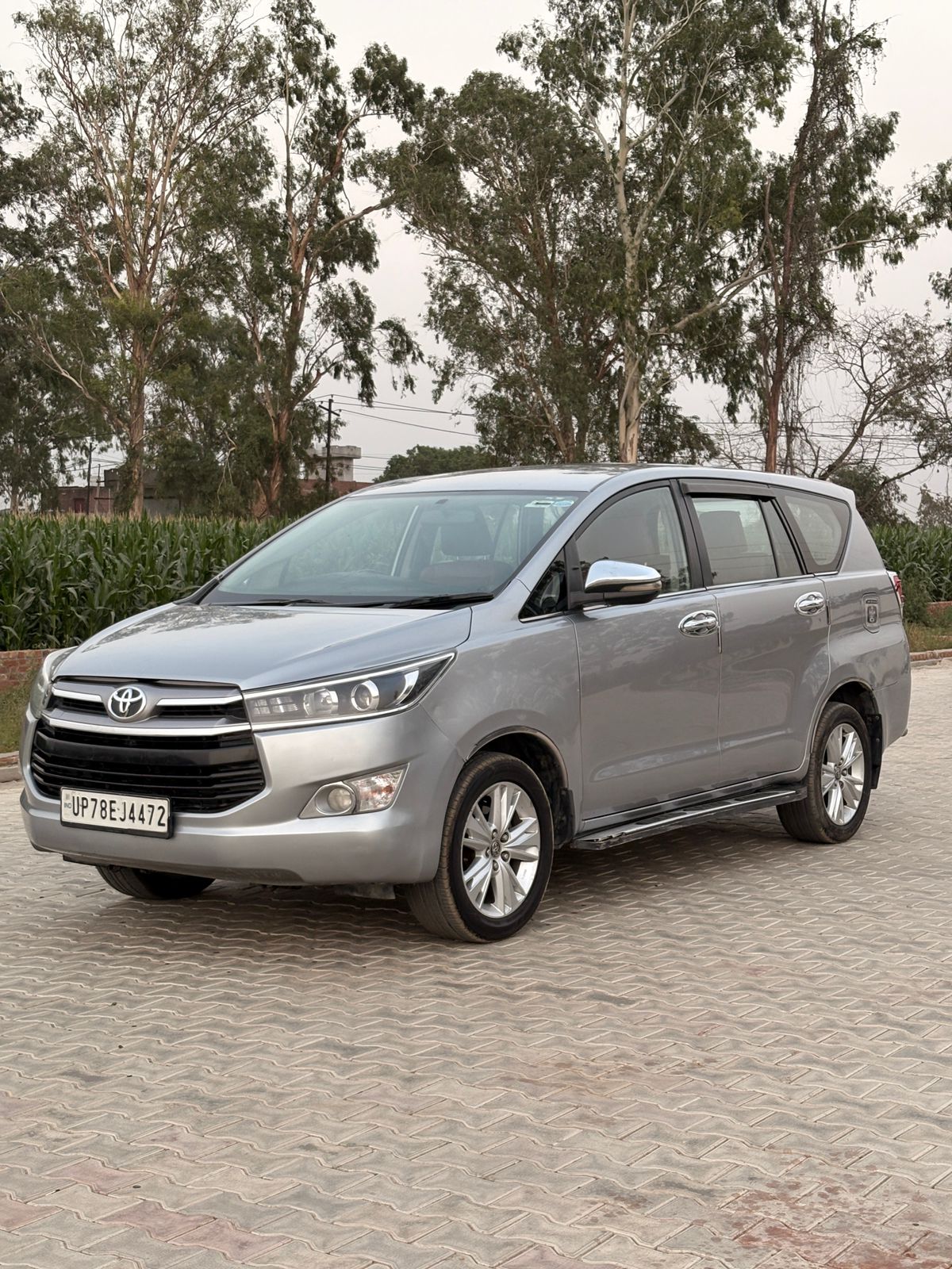 Buy Used Toyota Innova 2.5 G Diesel 7 Seater BS IV of 2016 model @ 11 ...