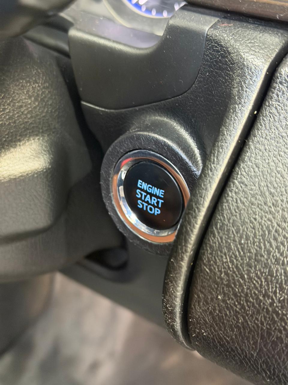 Buy Used Toyota Innova Crysta 2.8 ZX AT BSIV of 2018 model @ 18,90,000 ...