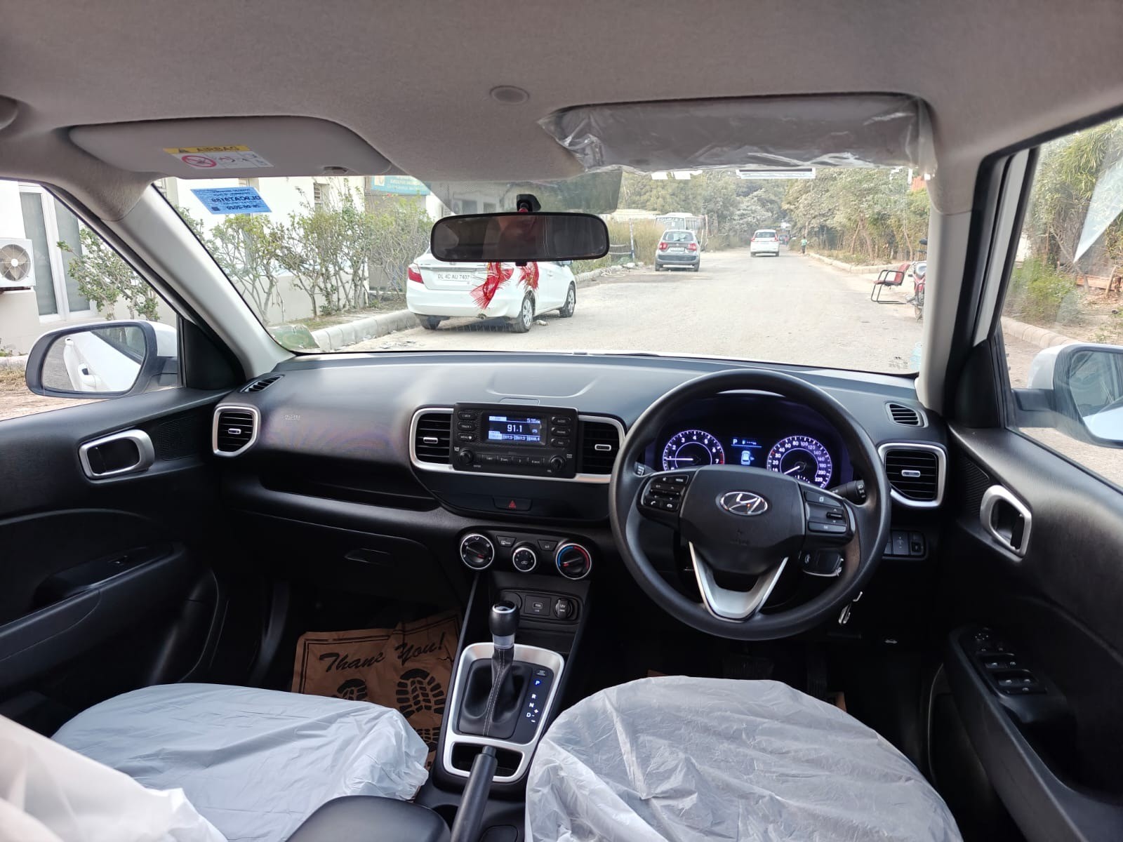 Buy Used Hyundai Venue S Turbo DCT of 2020 model @ 6,50,000 INR in ...