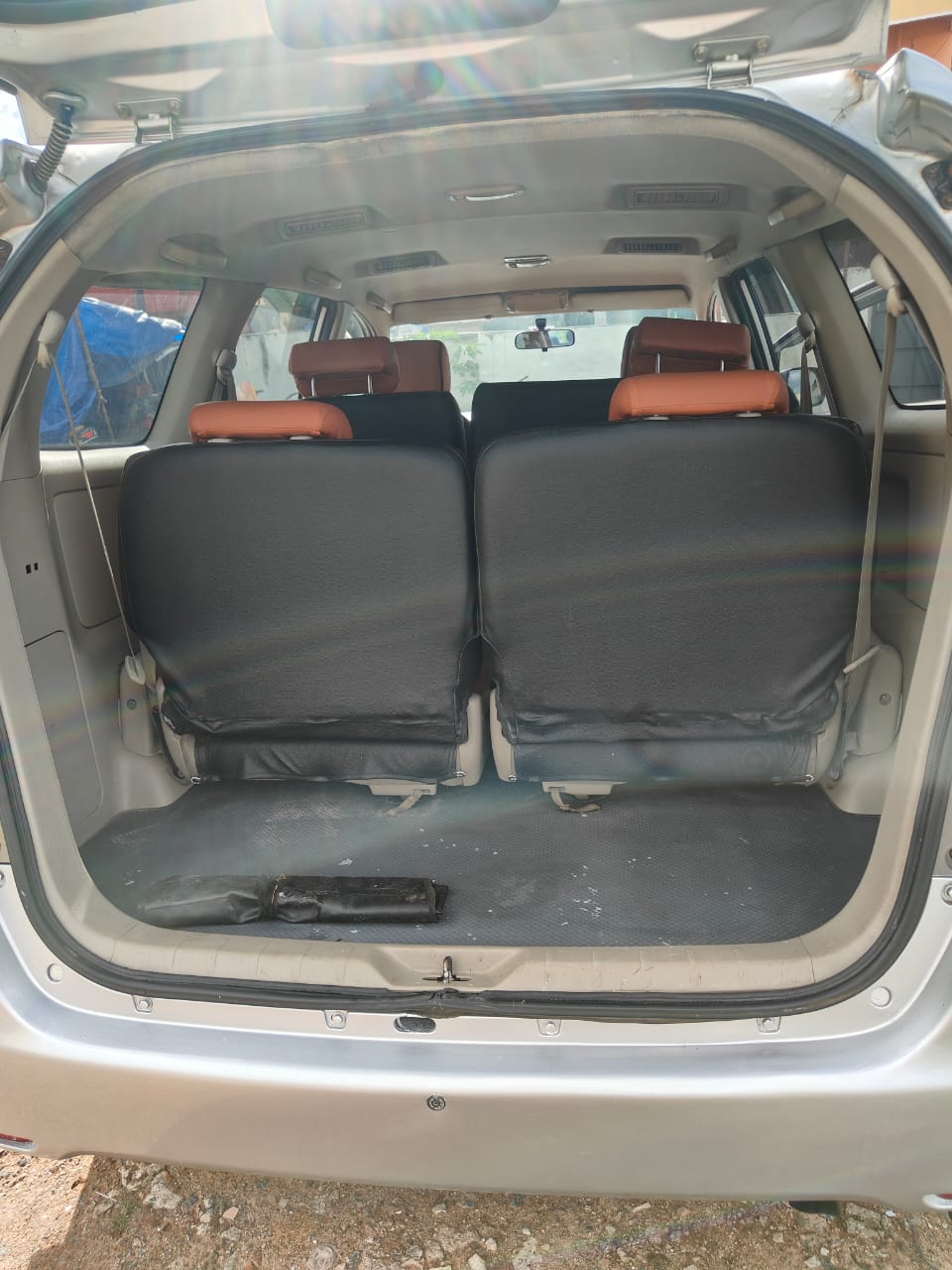 Buy Used Toyota Innova 2.5 G Diesel 7 Seater BS III of 2011 model @ 2,50,000 INR in Chennai ...